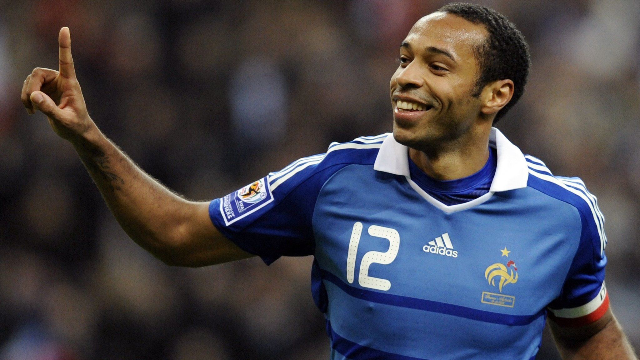 Steve Tully: Truro City manager happy with groundshare - BBC Sport