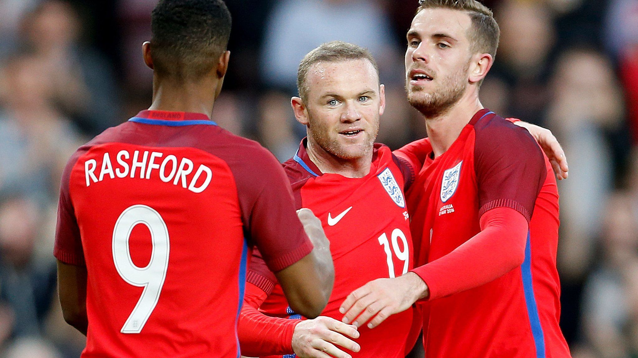 England 2-1 Australia - BBC Sport