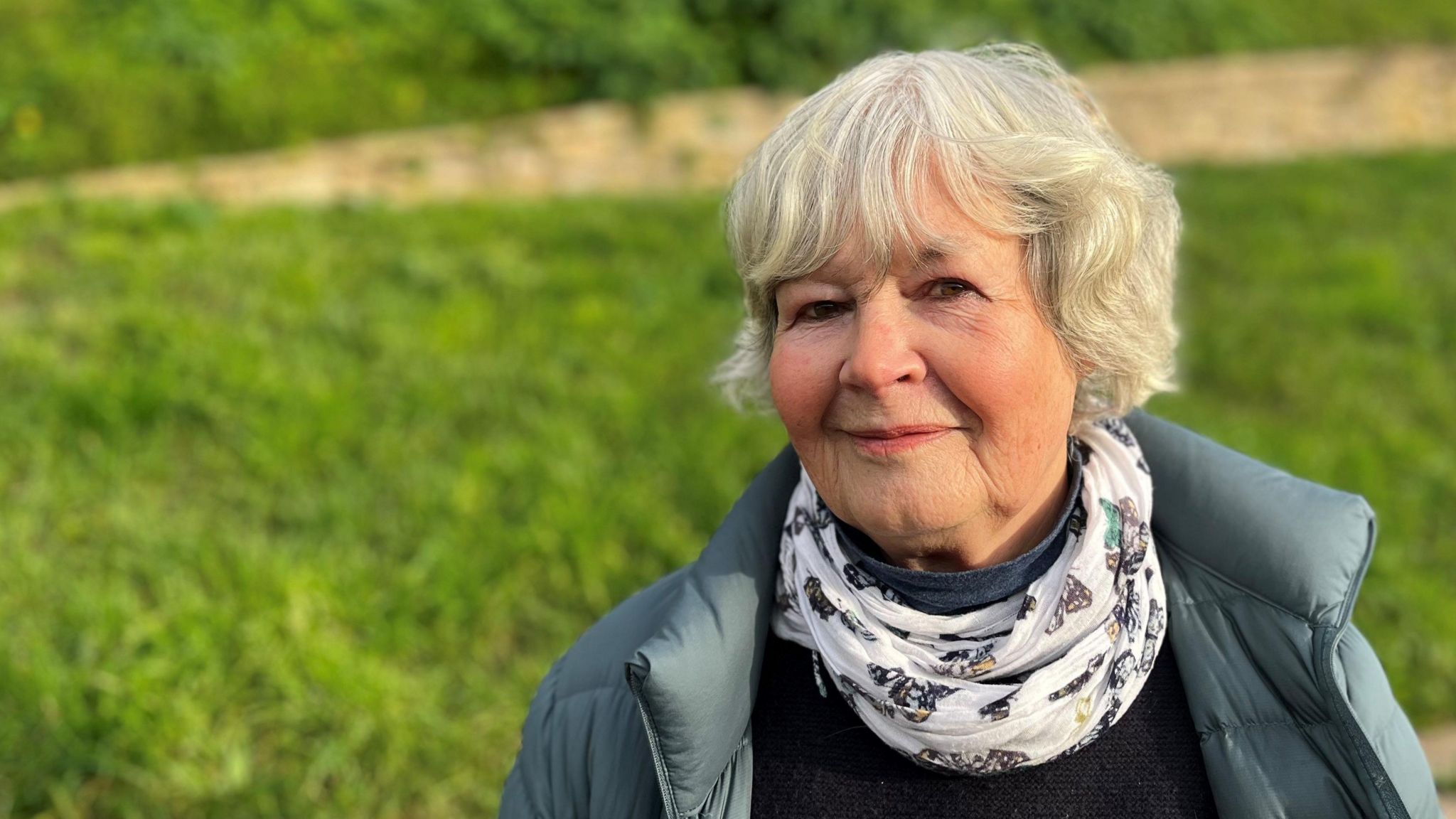 Bullying led to governance breakdown at Devon council - report - BBC News