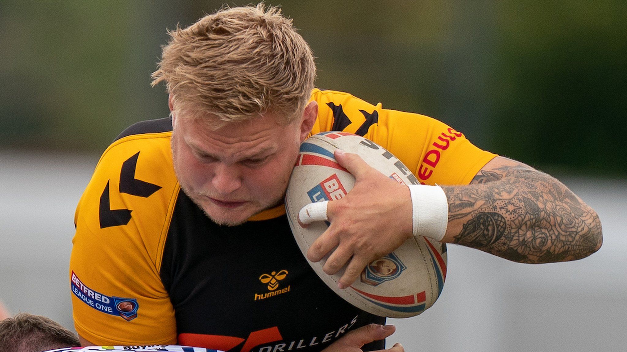George Mitchell: Cornwall sign player from landlords Penryn - BBC Sport