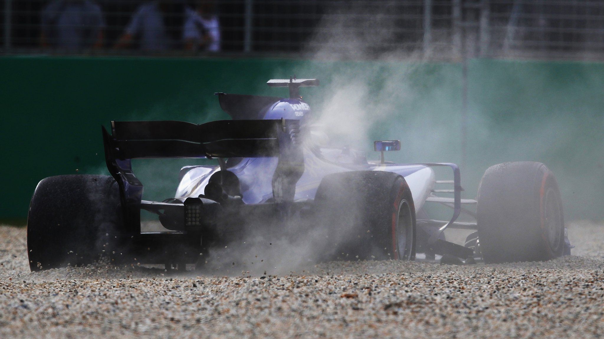 Lewis Hamilton fastest in first F1 practice in Australia - BBC Sport