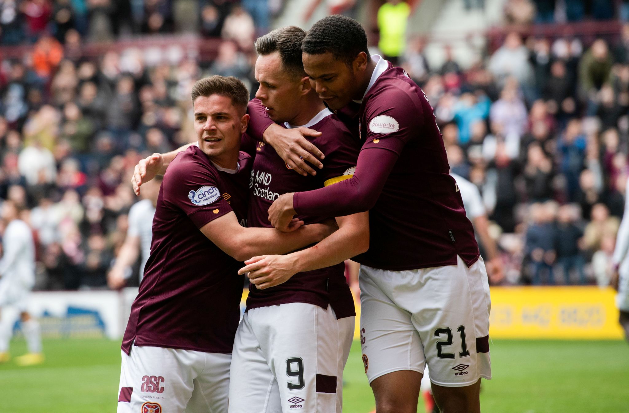 'Renewed optimism' in Hearts pursuit of third - BBC Sport