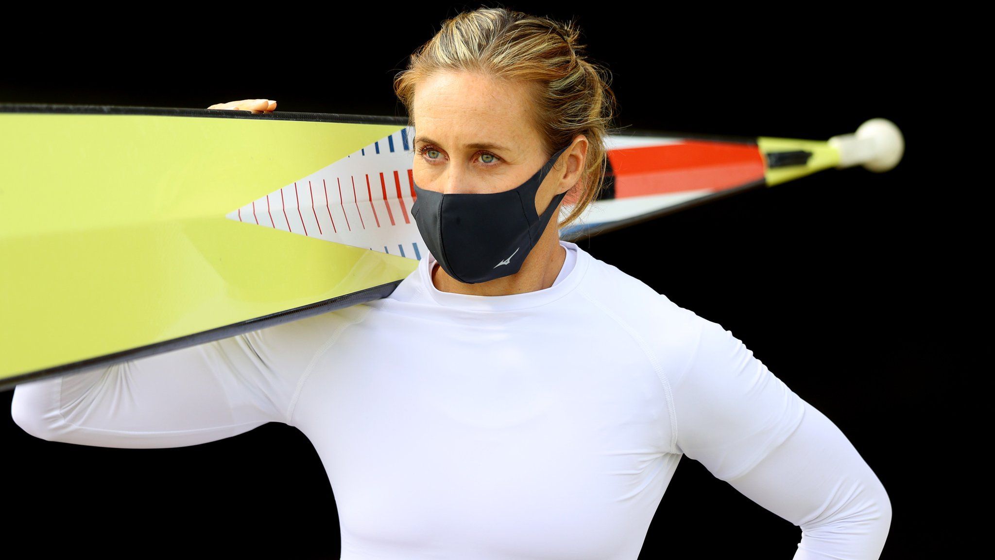 Olympic rower Helen Glover inspires other mothers to start sport - BBC News