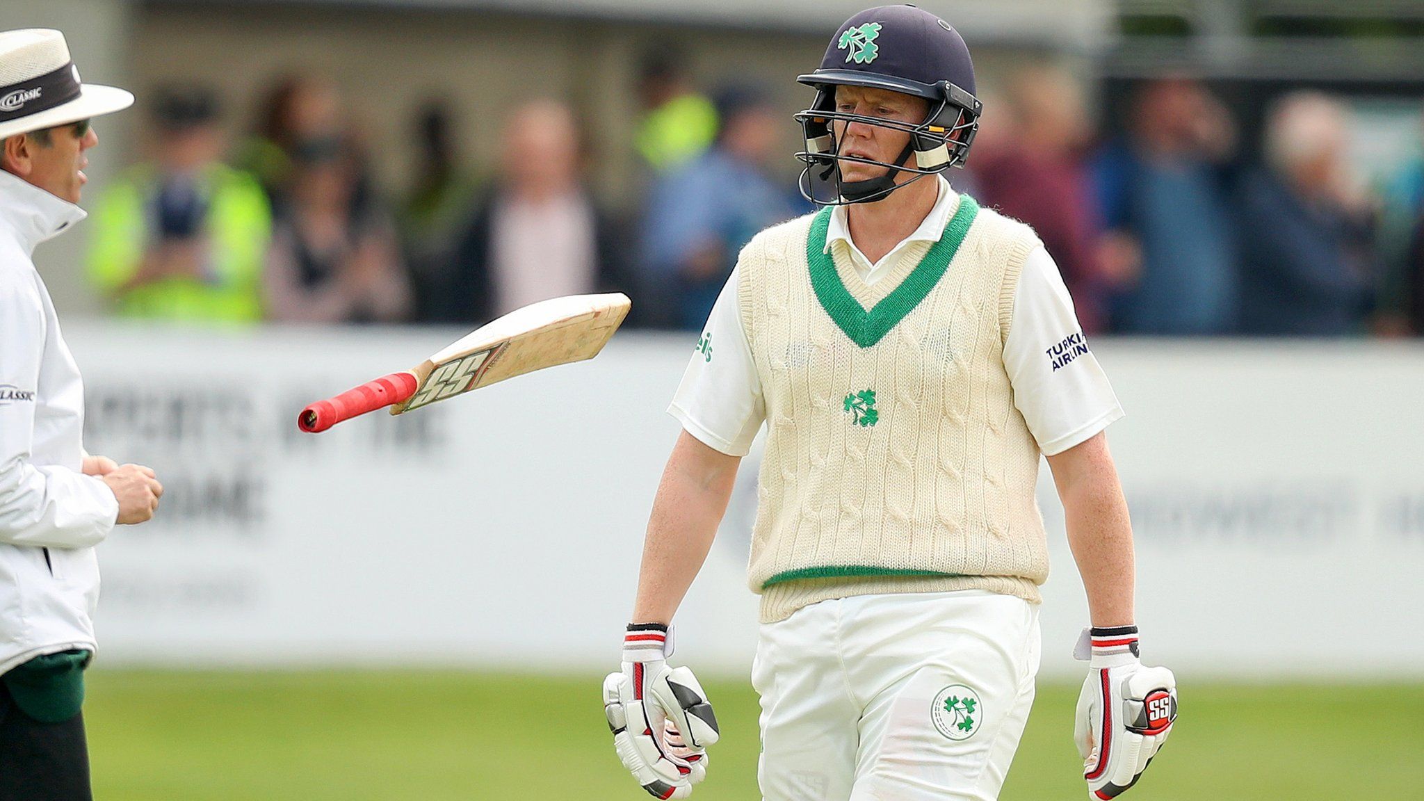Ed Joyce: Ireland batsman announces retirement - BBC Sport