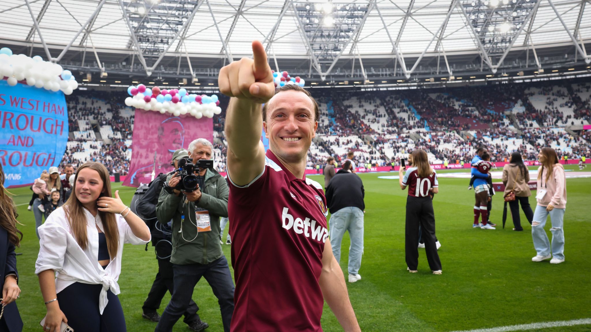 Noble send-off was 'everything Noble deserves' - BBC Sport