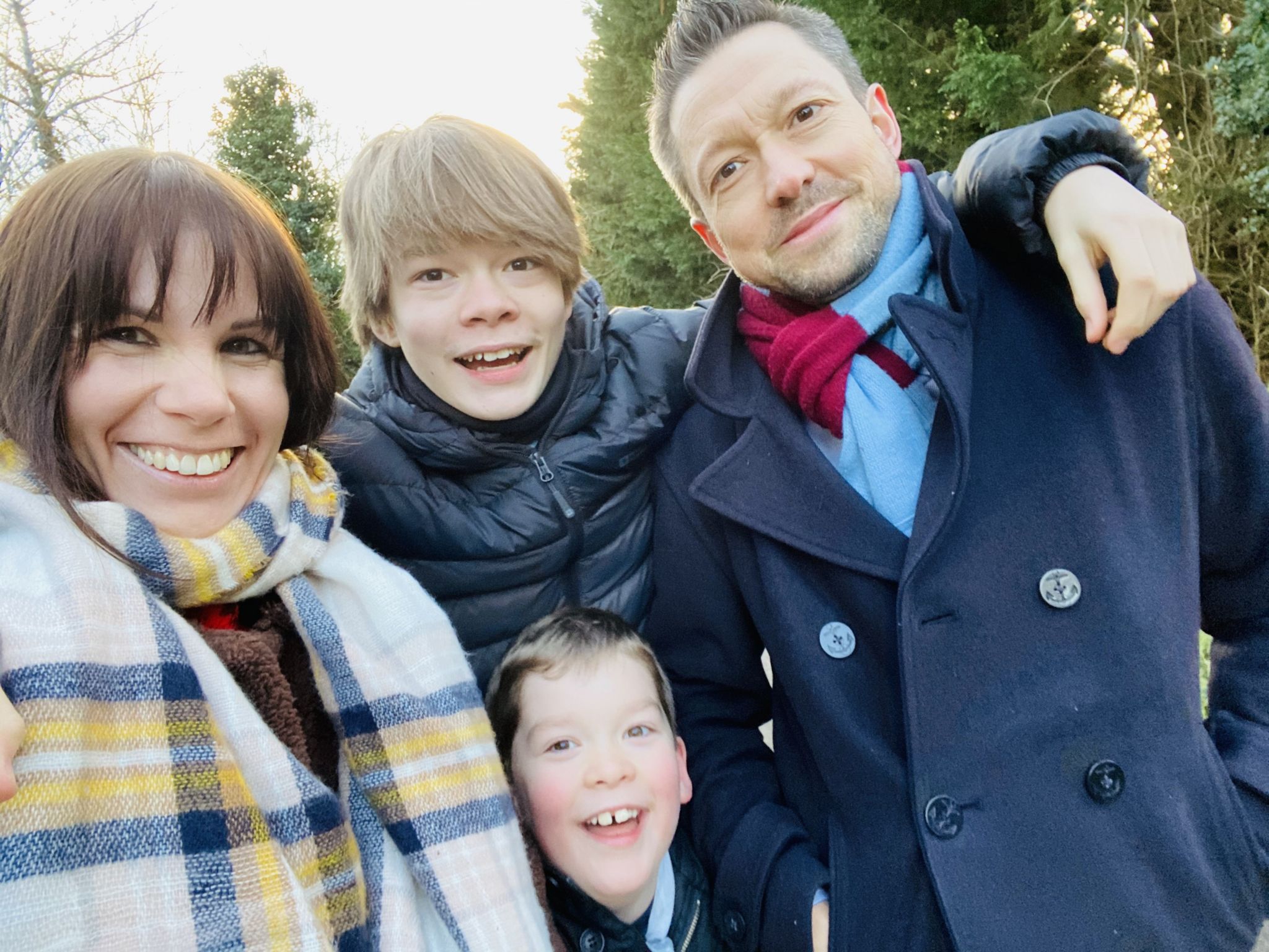 Stroke research: Didcot dance teacher calls for more funding - BBC News