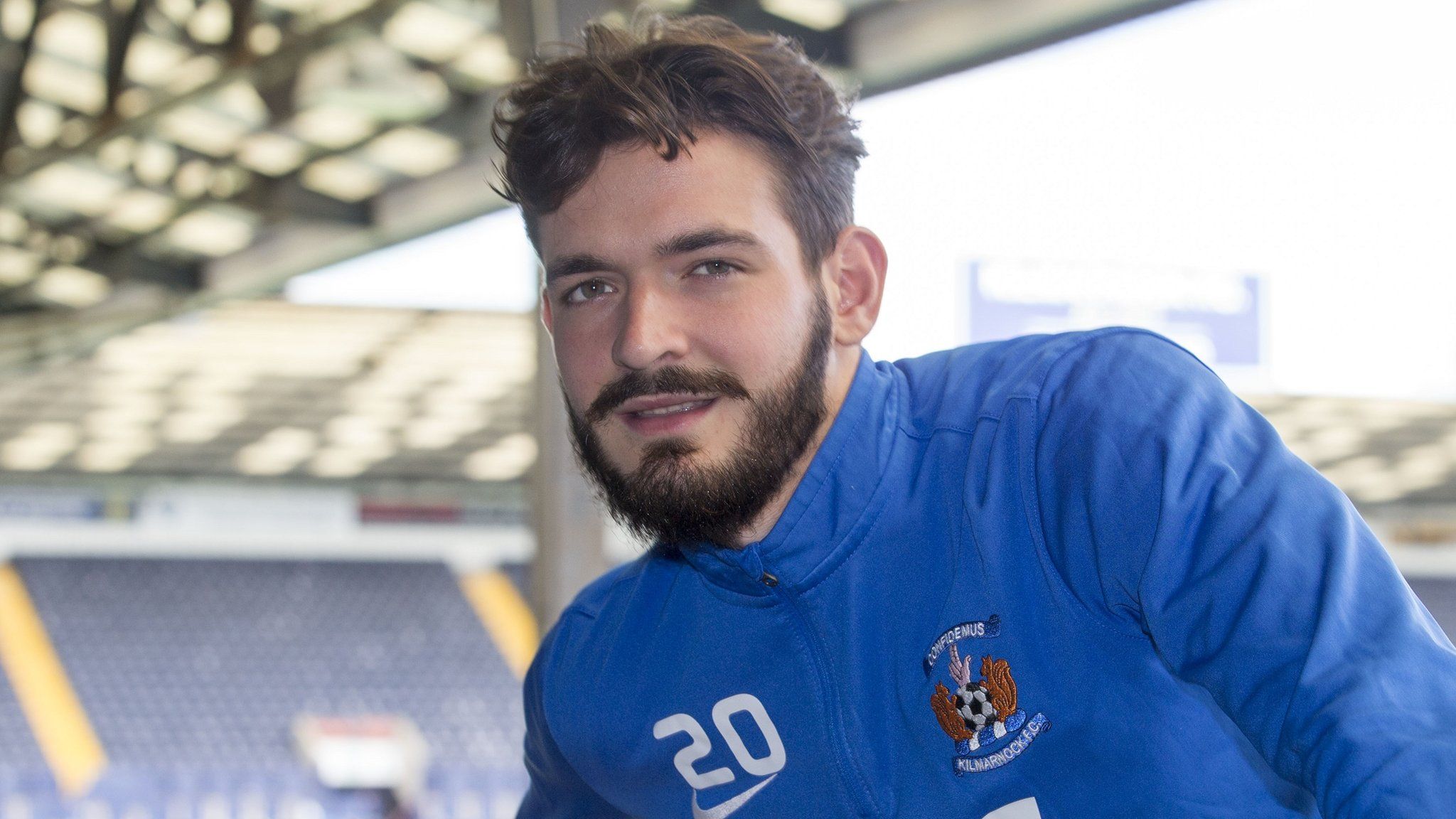 Jake Carroll: Cambridge United sign Hartlepool United left-back - BBC Sport