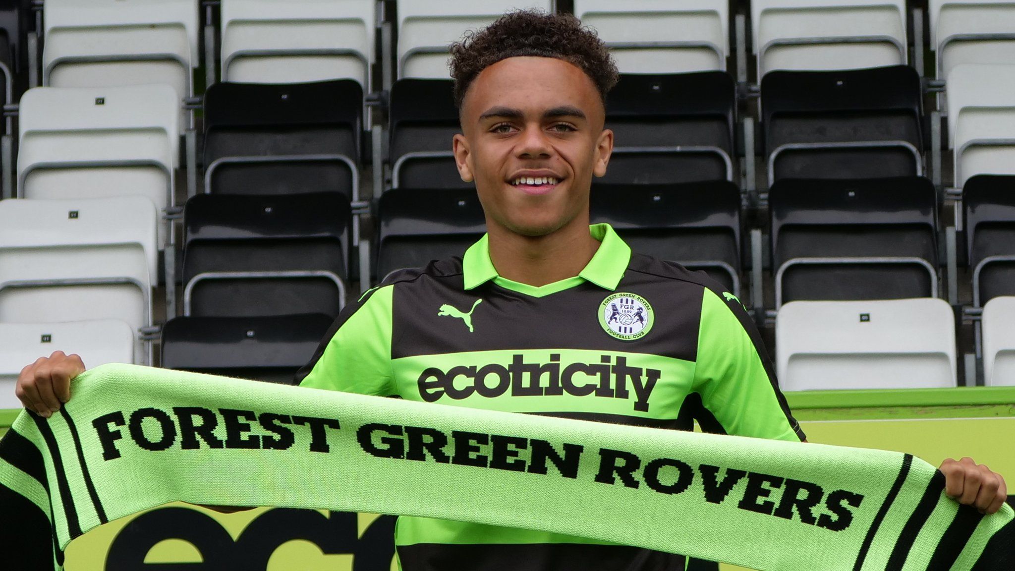 Forest Green Rovers sign Harry Pickering and Jack Fitzwater - BBC Sport