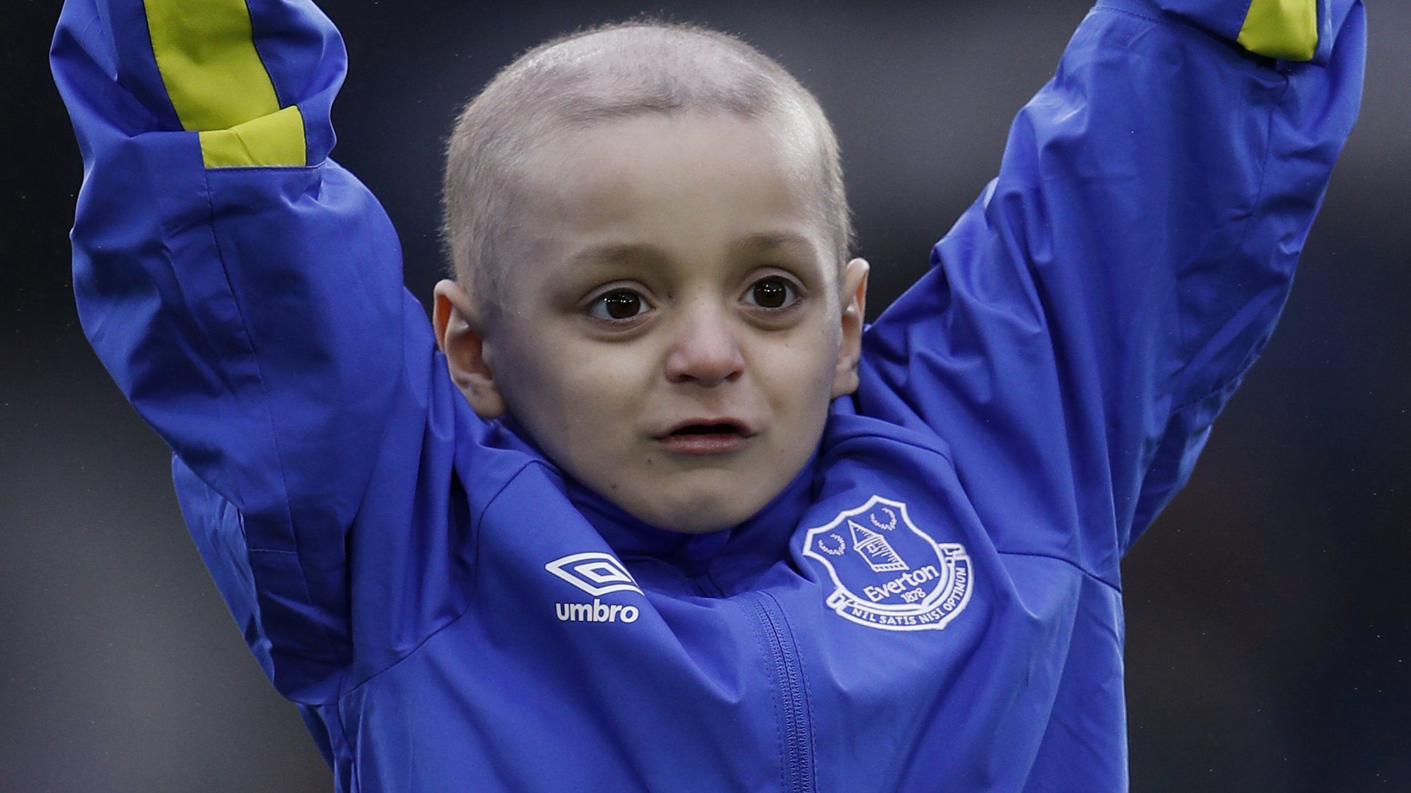 Bradley Lowery: Terminally ill boy begins new 'tumour-shrinking ...