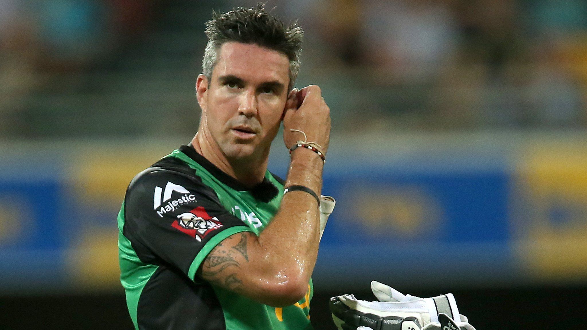 Kevin Pietersen: Michael Vaughan praises 'retiring' ex-England team ...