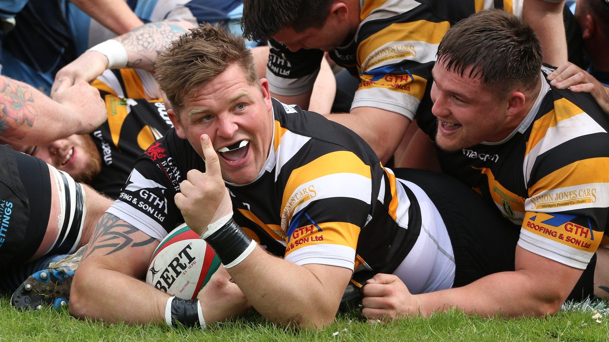Principality extends Welsh Premiership deal for another season - BBC Sport