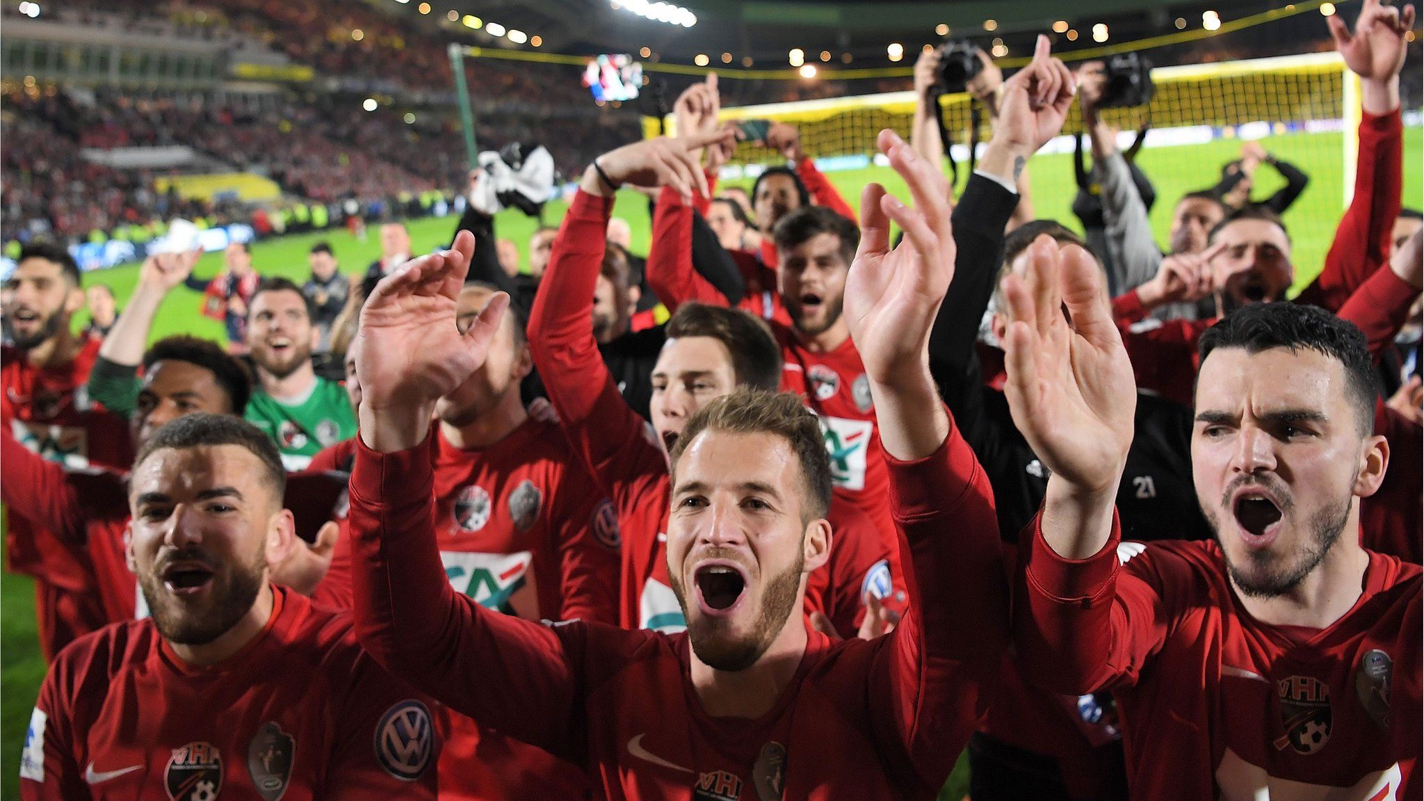 Les Herbiers 0-2 Paris St-Germain - BBC Sport