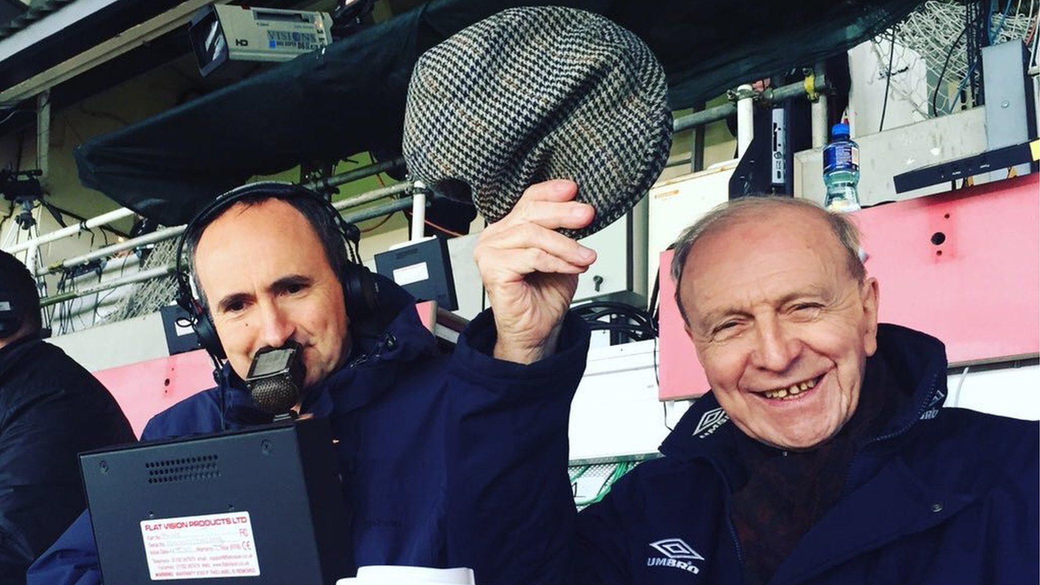 Jimmy Armfield: Blackpool and England legend dies at the age of 82 ...