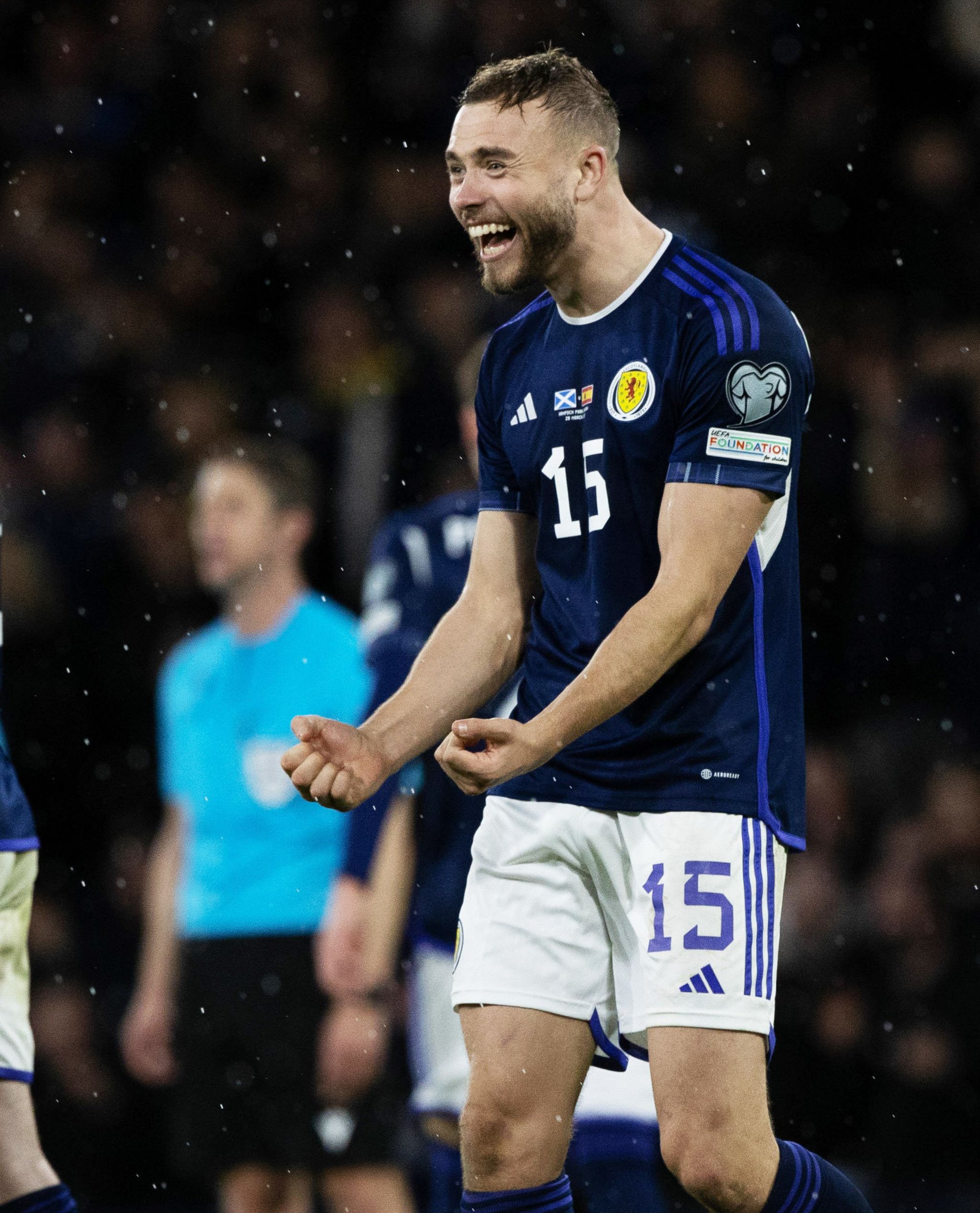 'Porteous would throw himself in front of a train for Scotland' - BBC Sport