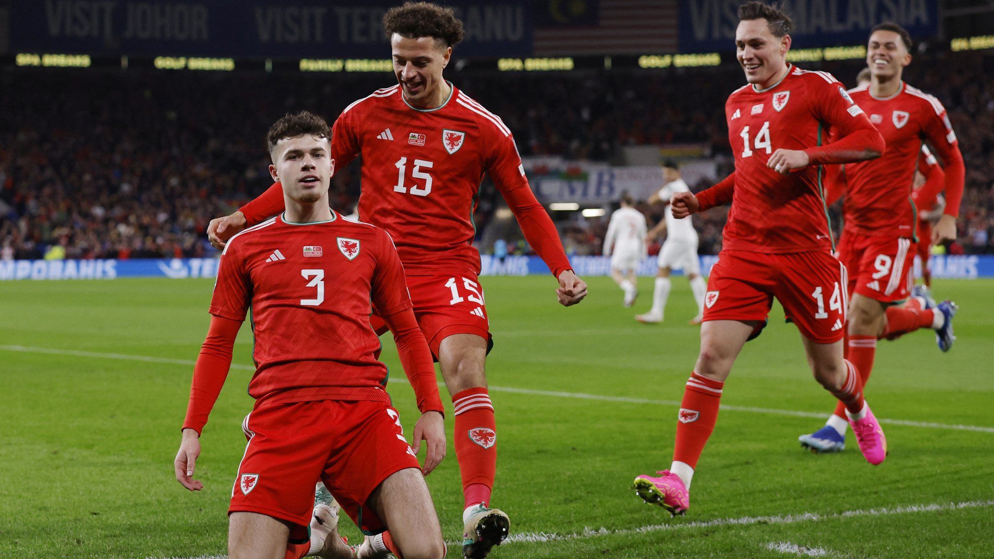 Penodi Craig Bellamy yn rheolwr newydd tîm pêl-droed Cymru - BBC Cymru Fyw