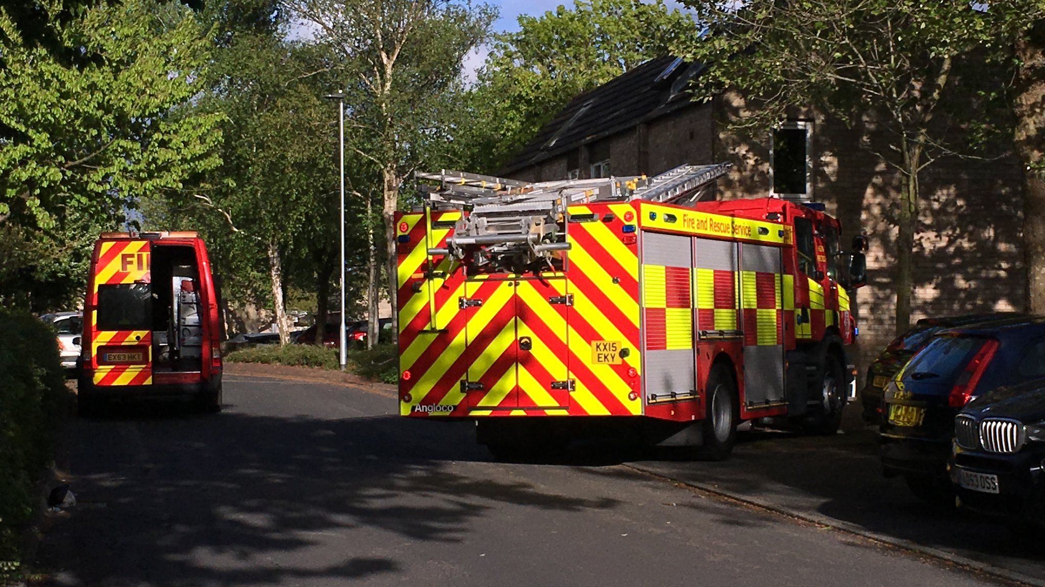 Boy, 10, dies after Basildon bank holiday bungalow fire - BBC News