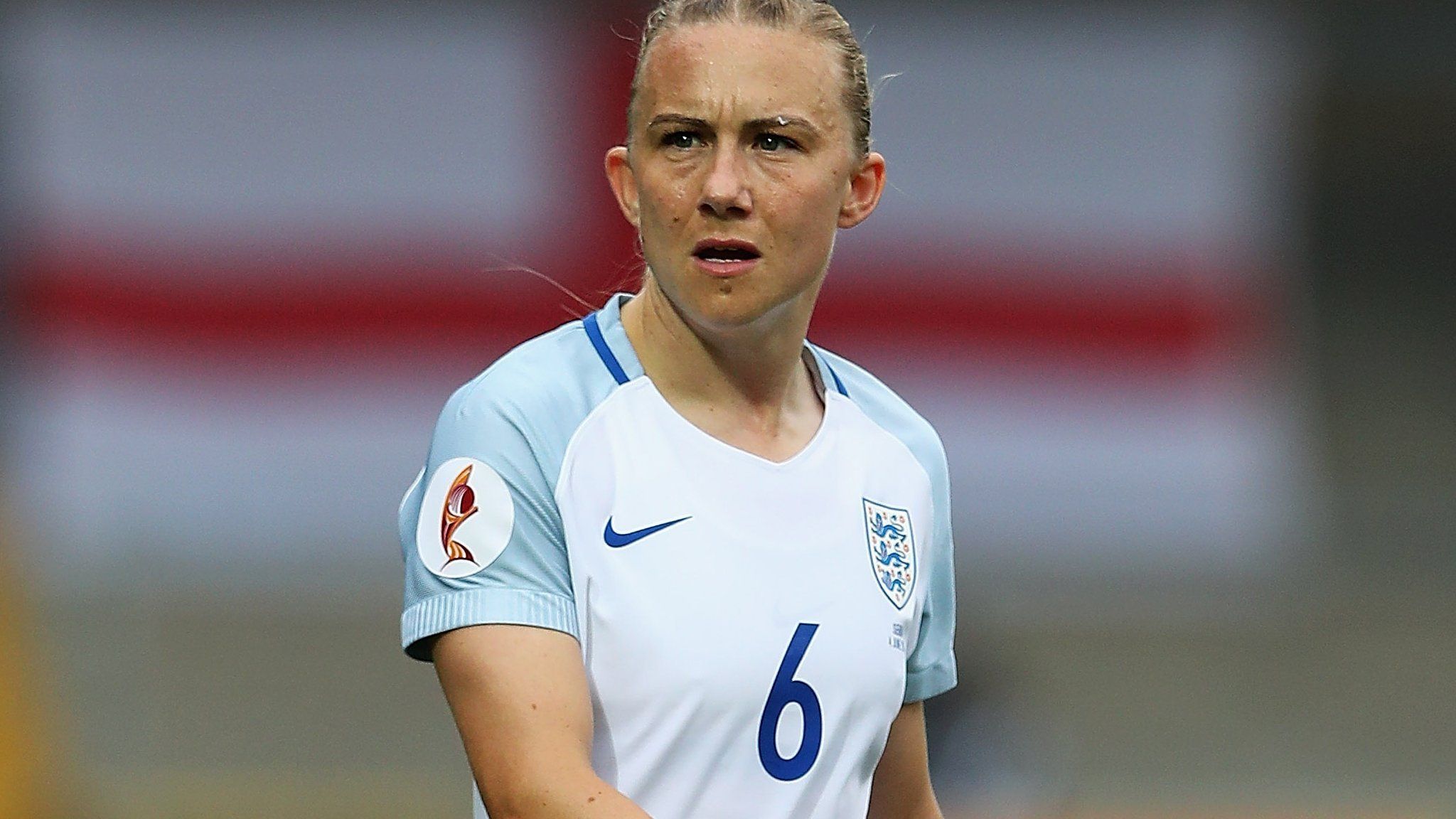 Laura Bassett: England defender joins Canberra United - BBC Sport