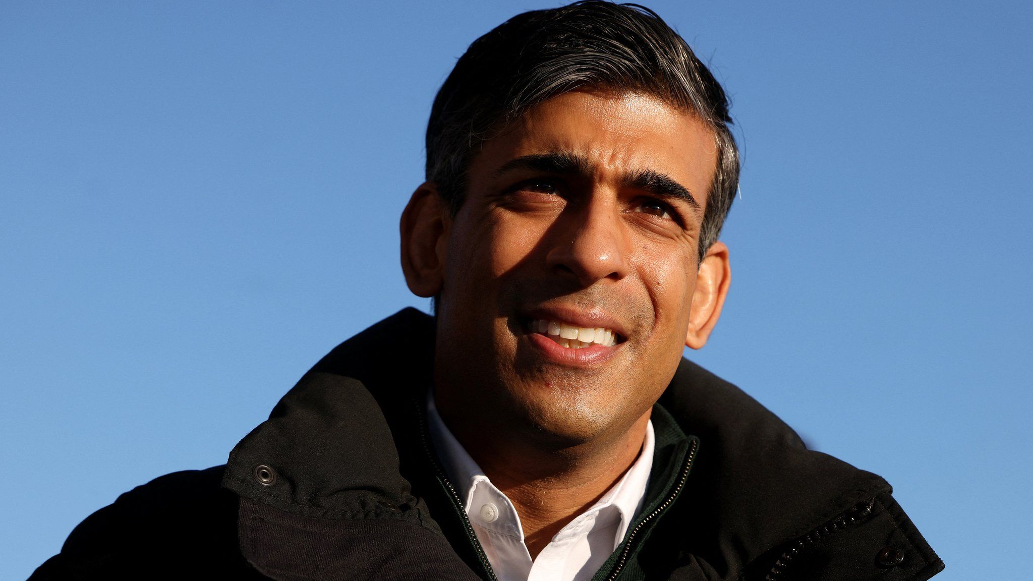 Rishi Sunak heaps praise on Southampton FC manager - BBC News