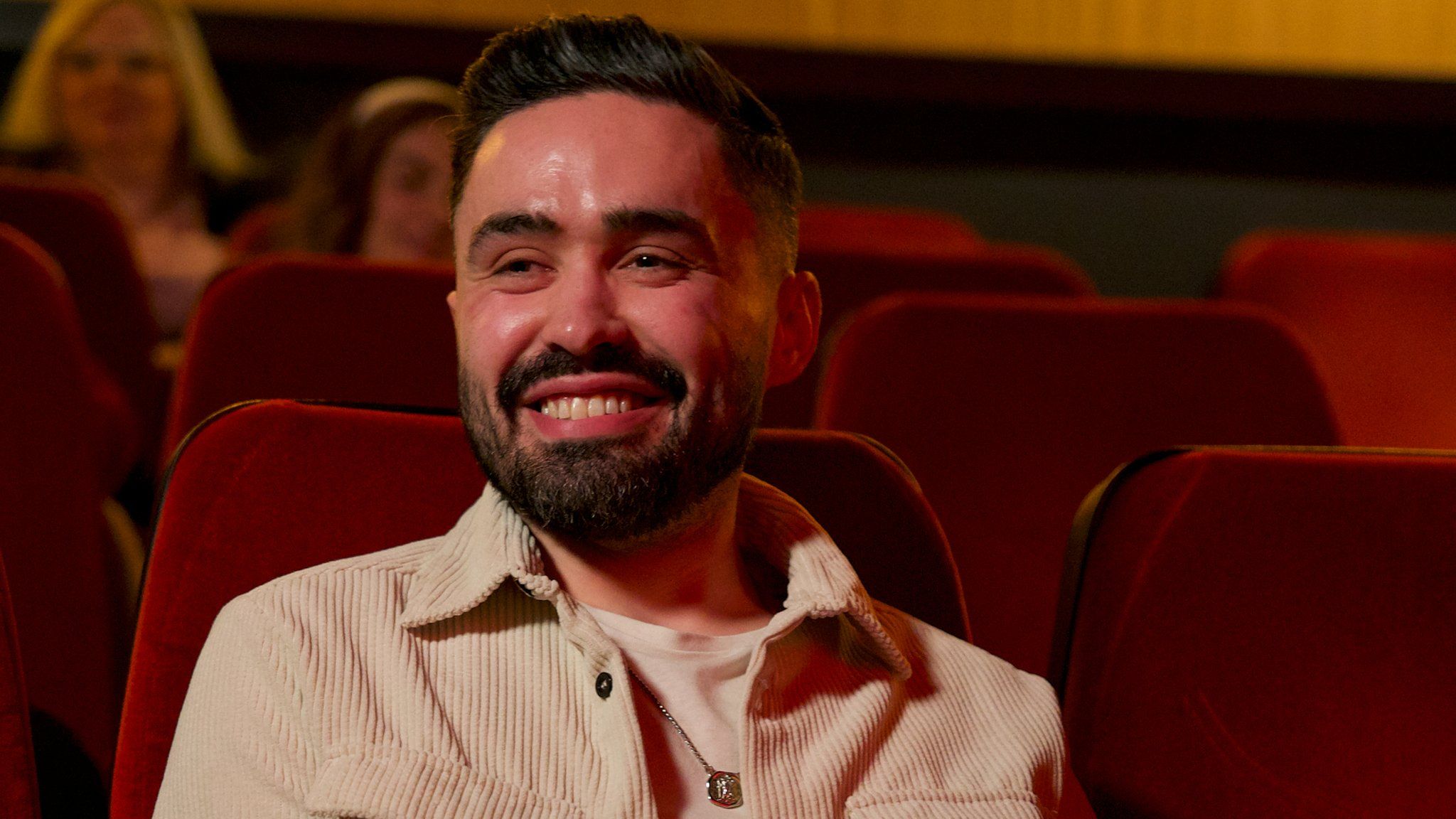 Nottingham EastEnders fan wins role with actor Shane Richie - BBC News