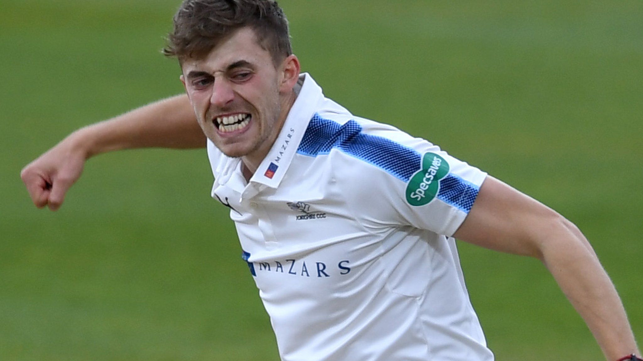 Surrey v Lancashire: Stephen Parry and Simon Kerrigan put hosts to ...