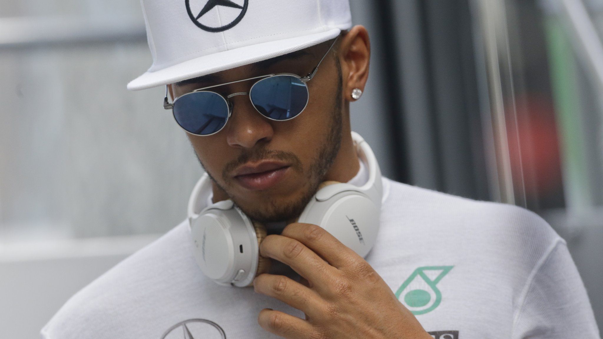 Lewis Hamilton on pole position at Italian Grand Prix - BBC Sport