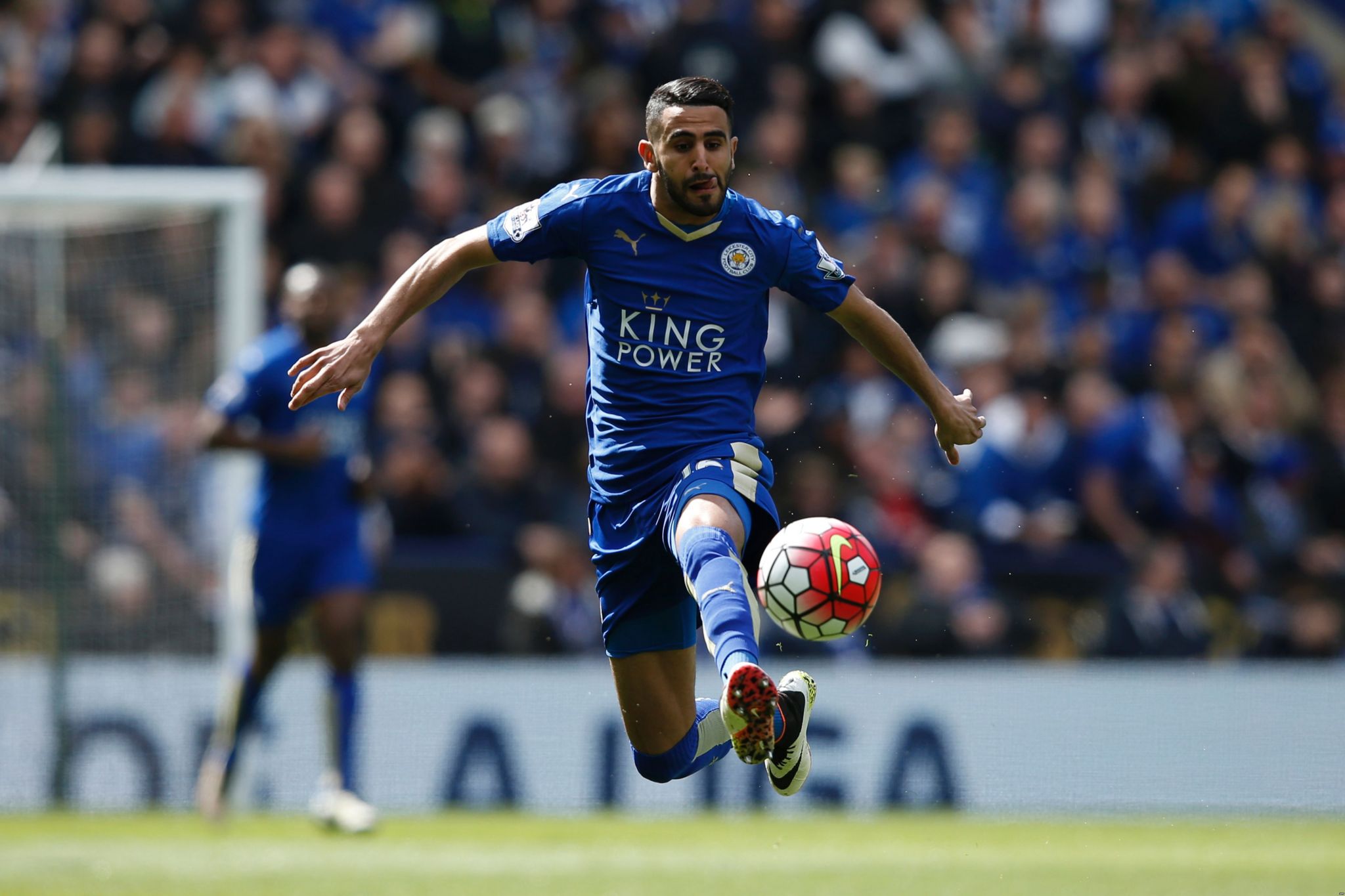 Mahrez is first African footballer to win 'Player of the year' - BBC ...