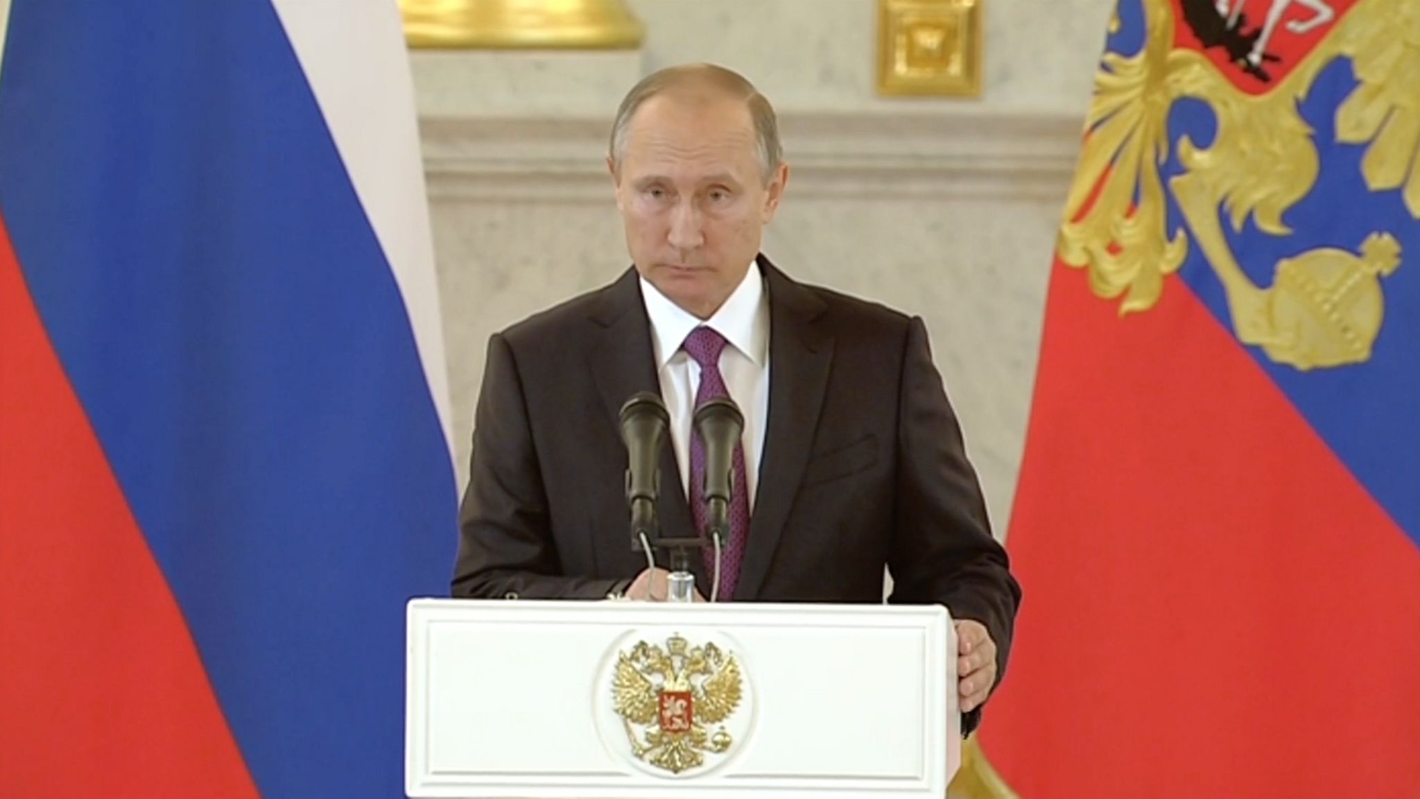 US election 2016: Why Russia is celebrating Trump win - BBC News