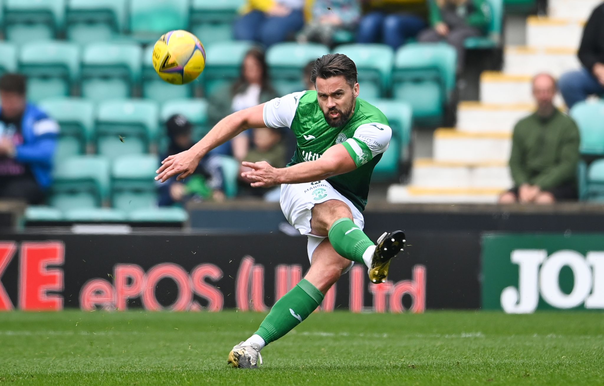 Hibs' McGregor relishing new player-coach role - BBC Sport