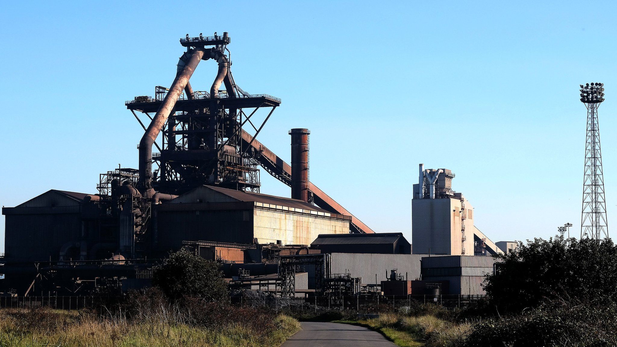 270 jobs go as Tata Steel closes two plants in Scotland - BBC News