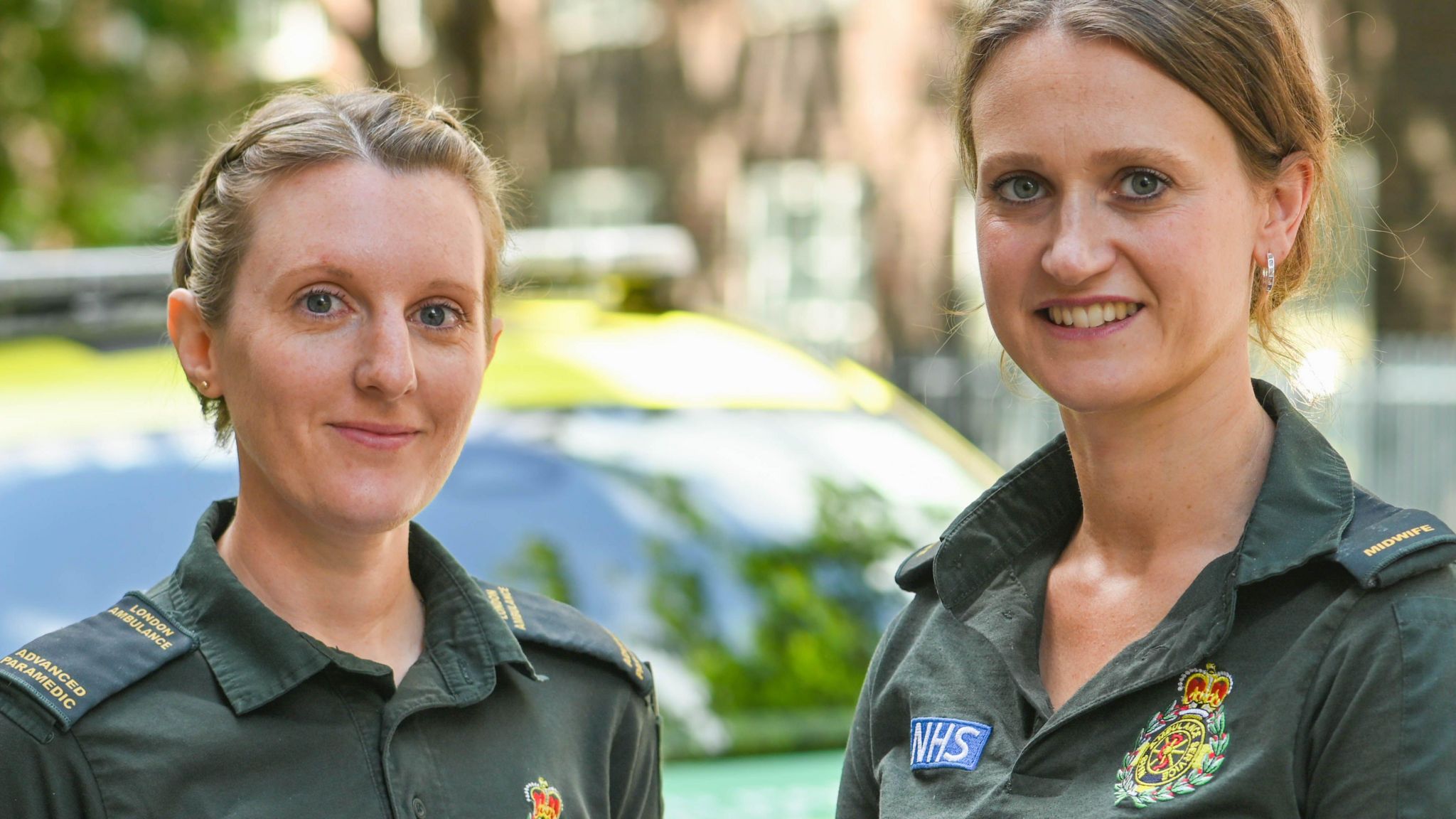 Knitted cuddle pockets are introduced to ambulance maternity kits - BBC ...