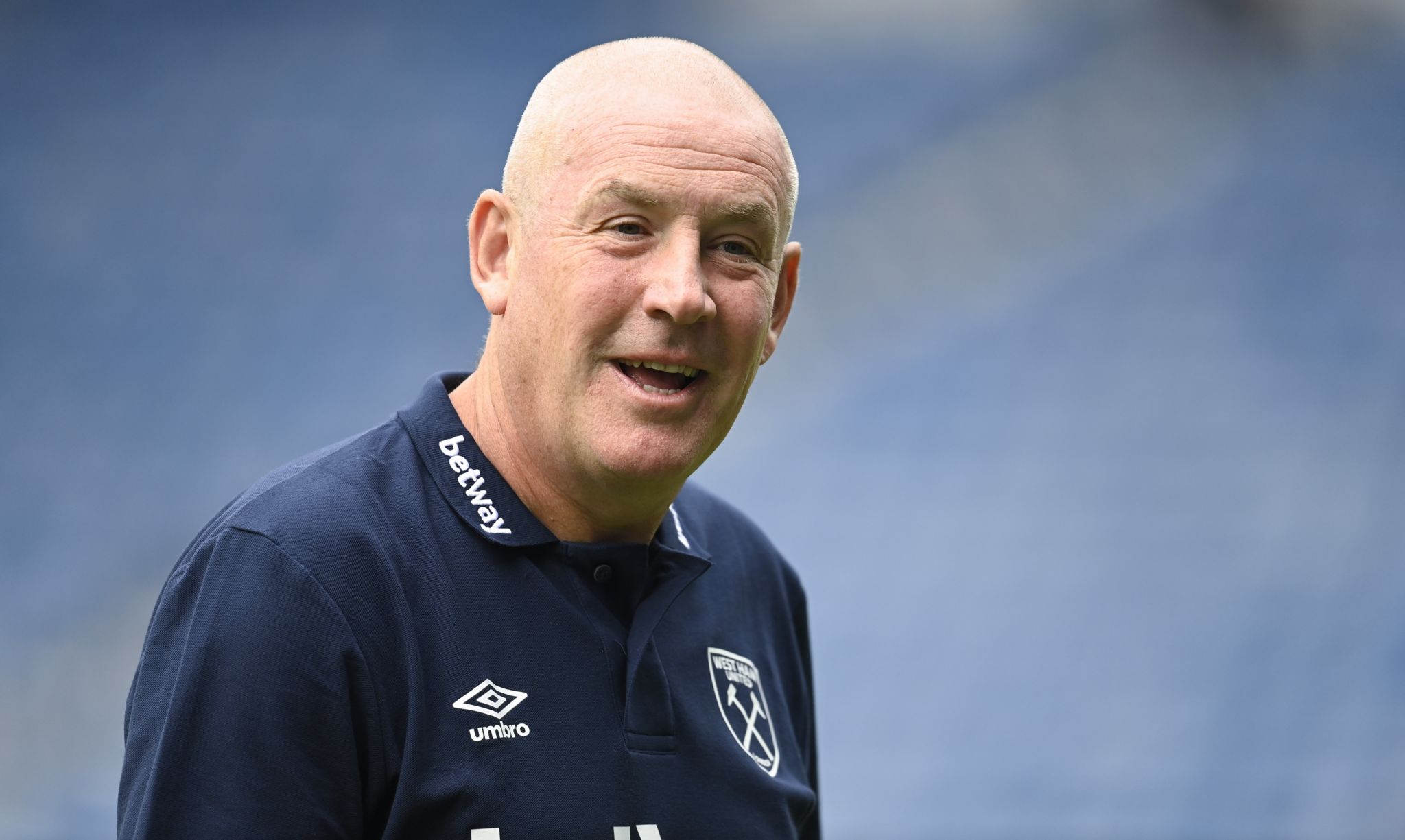 Ex-Rangers boss Warburton leaves West Ham after Euro triumph - BBC Sport