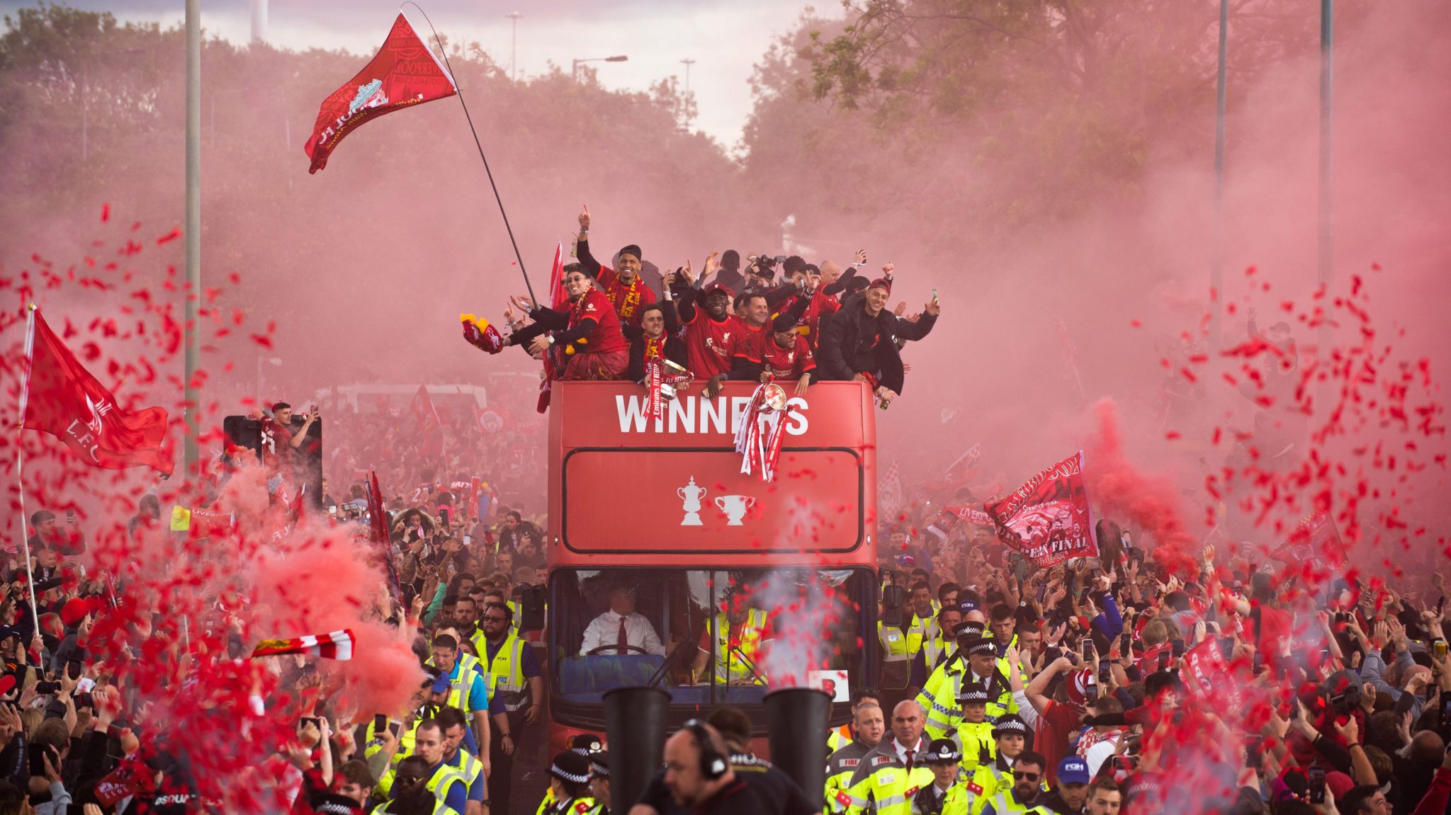 'Memories were being created wherever you looked' - BBC Sport