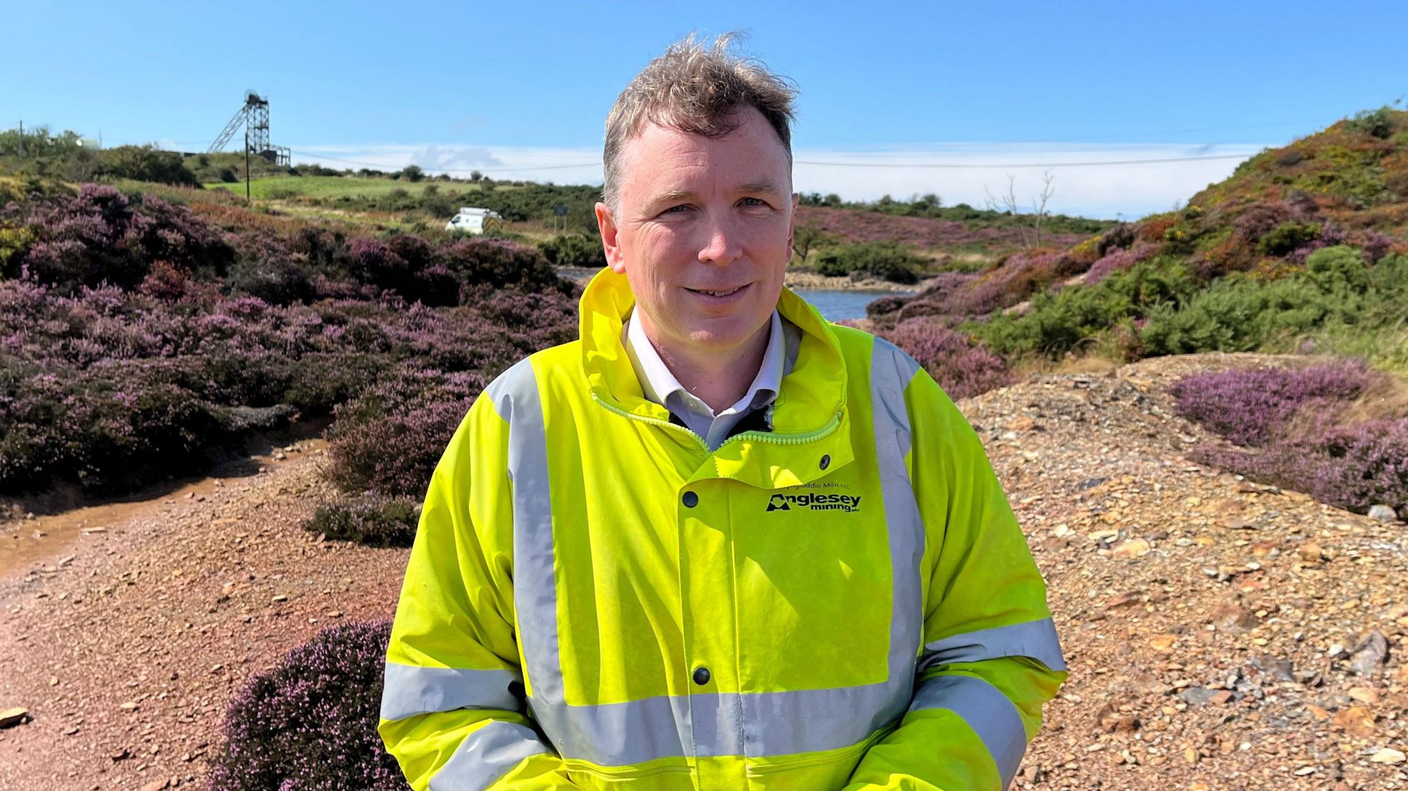 'Carreg filltir bwysig' i ailagor gweithfeydd copr Mynydd Parys - BBC ...