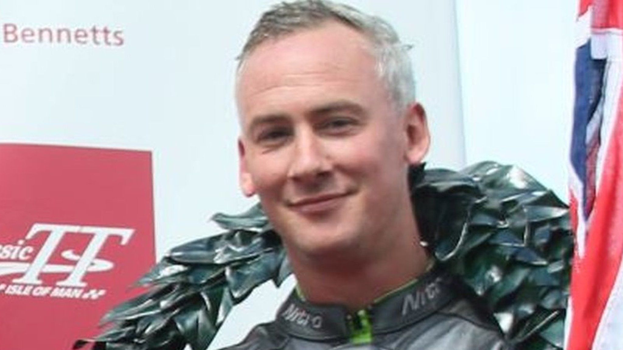 Flurry of support keeps local newcomer's TT debut on track - BBC News