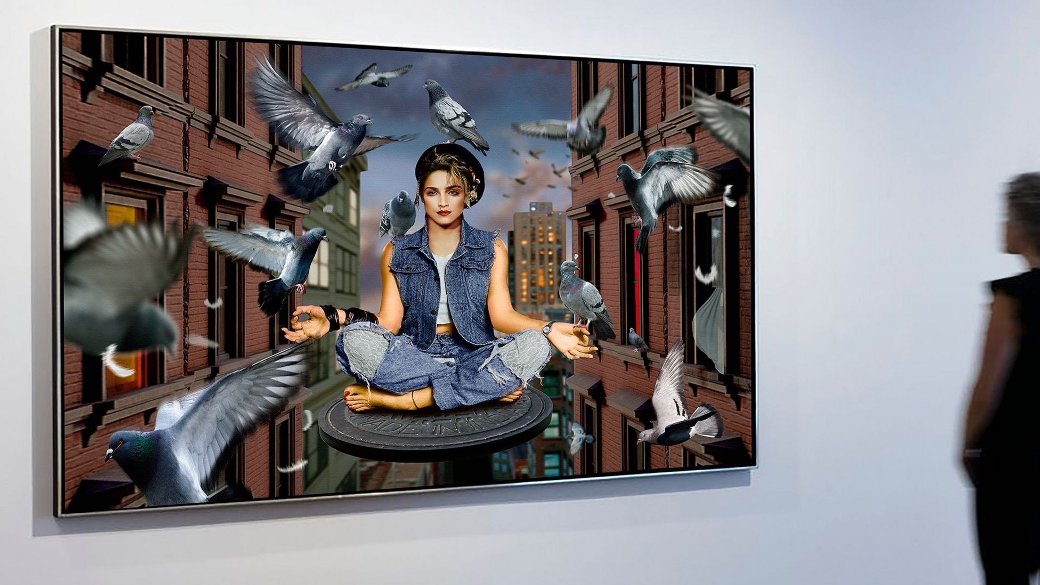 How the art world adopted Glasgow 'Slum Boy' Juano Diaz - BBC News