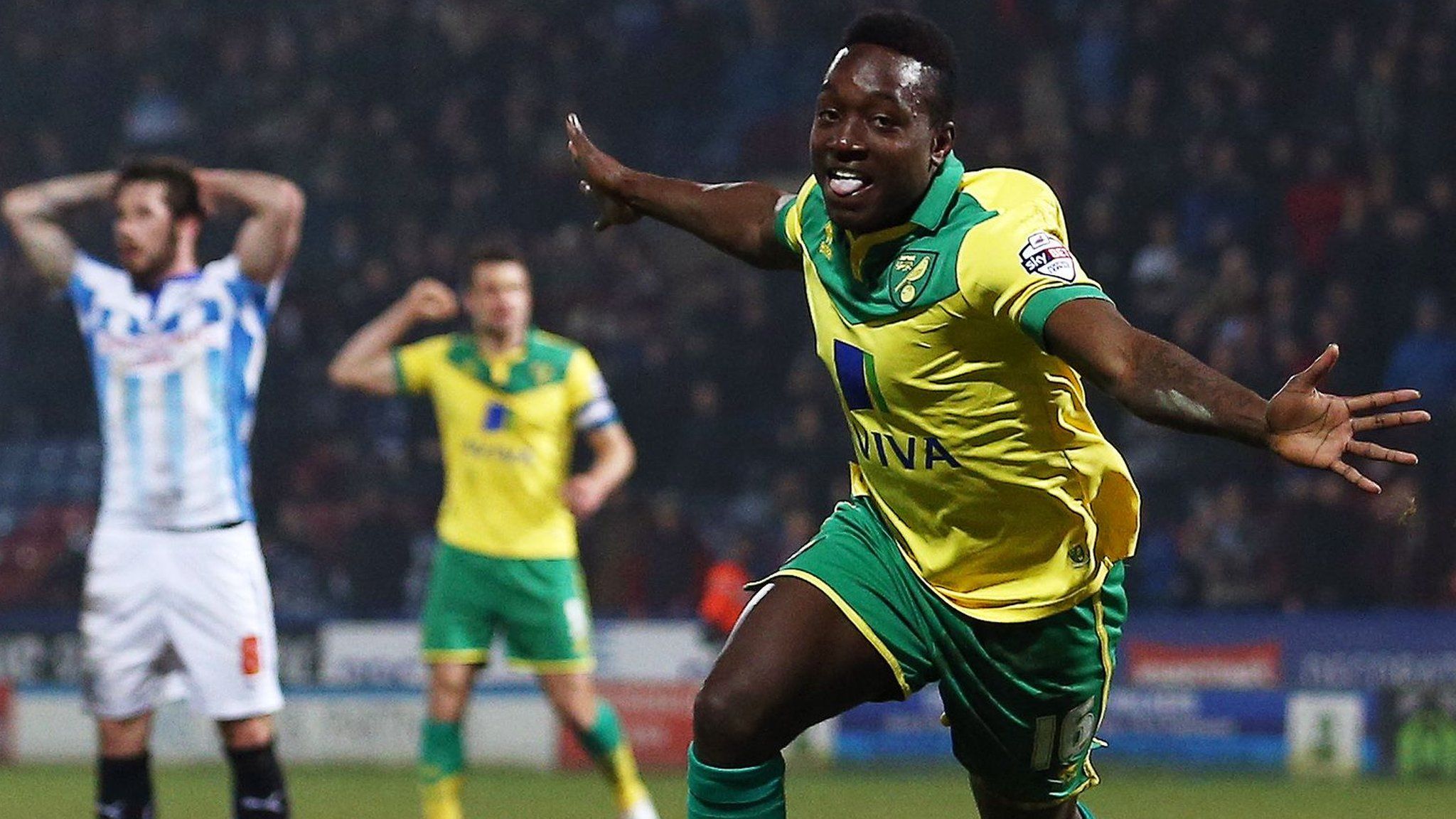 Jamar Loza: Maidstone United sign ex-Norwich forward - BBC Sport