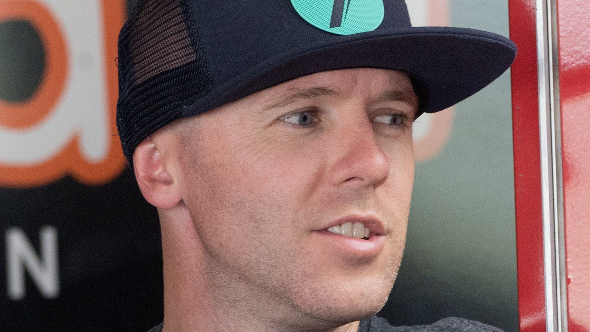 Sunflower Trophy: Glenn Irwin retains crown at Bishopscourt - BBC Sport