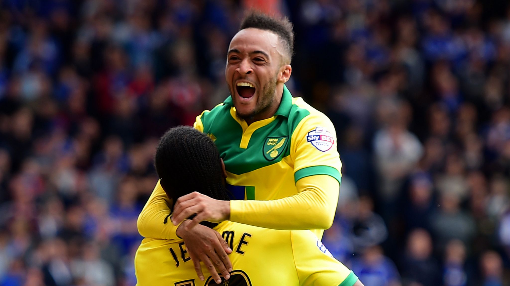 Derby day classic - Norwich City beat Ipswich to make it to Wembley ...