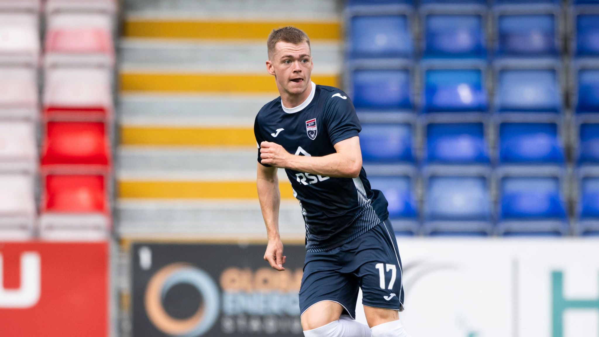 Ross County: Henderson joins Ayr United on loan - BBC Sport