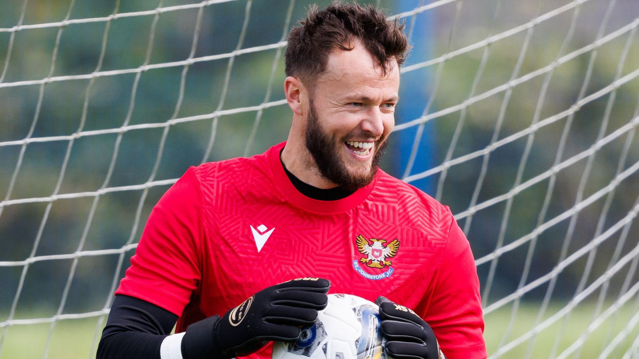 Dundee Utd sign Crewe goalkeeper Dave Richards on two-year deal - BBC Sport