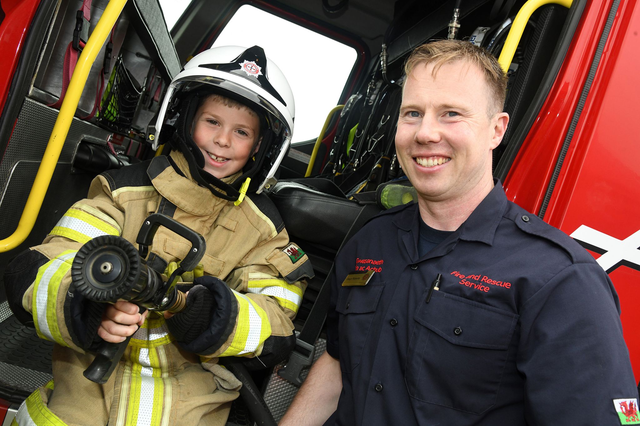 Lluniau: Dydd Mawrth yn Sioe Môn - BBC Cymru Fyw