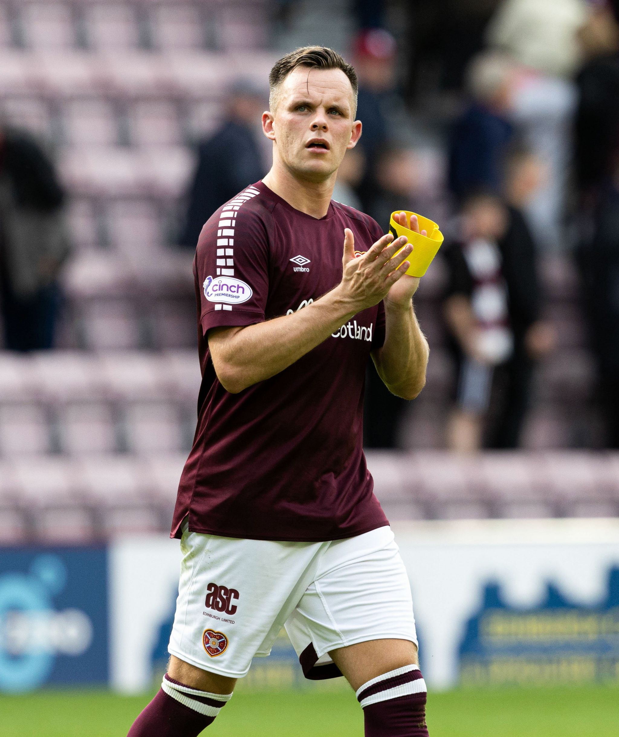 Shankland interest 'no surprise' as Hearts eye Offiah loan - BBC Sport