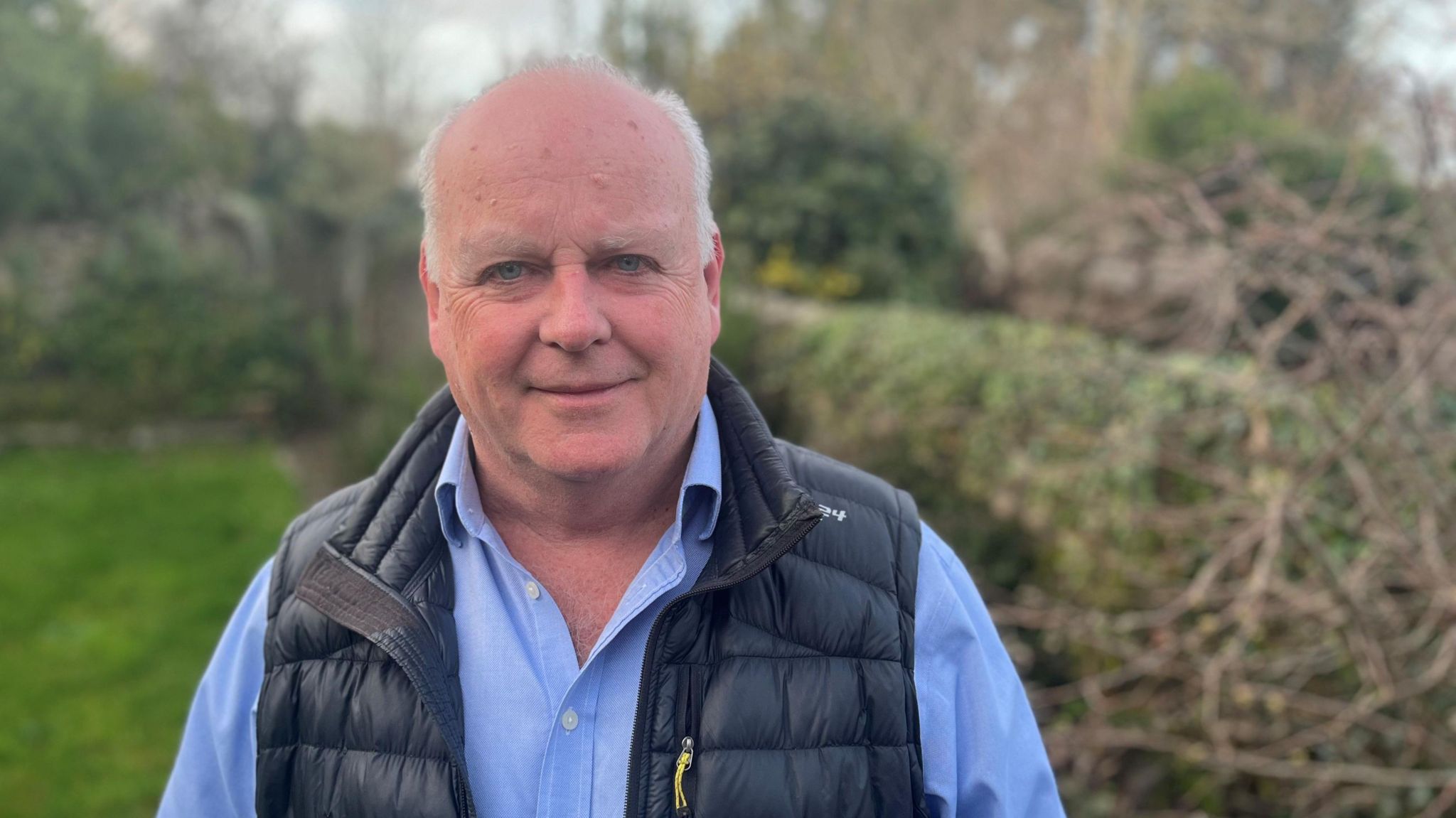 Bullying led to governance breakdown at Devon council - report - BBC News