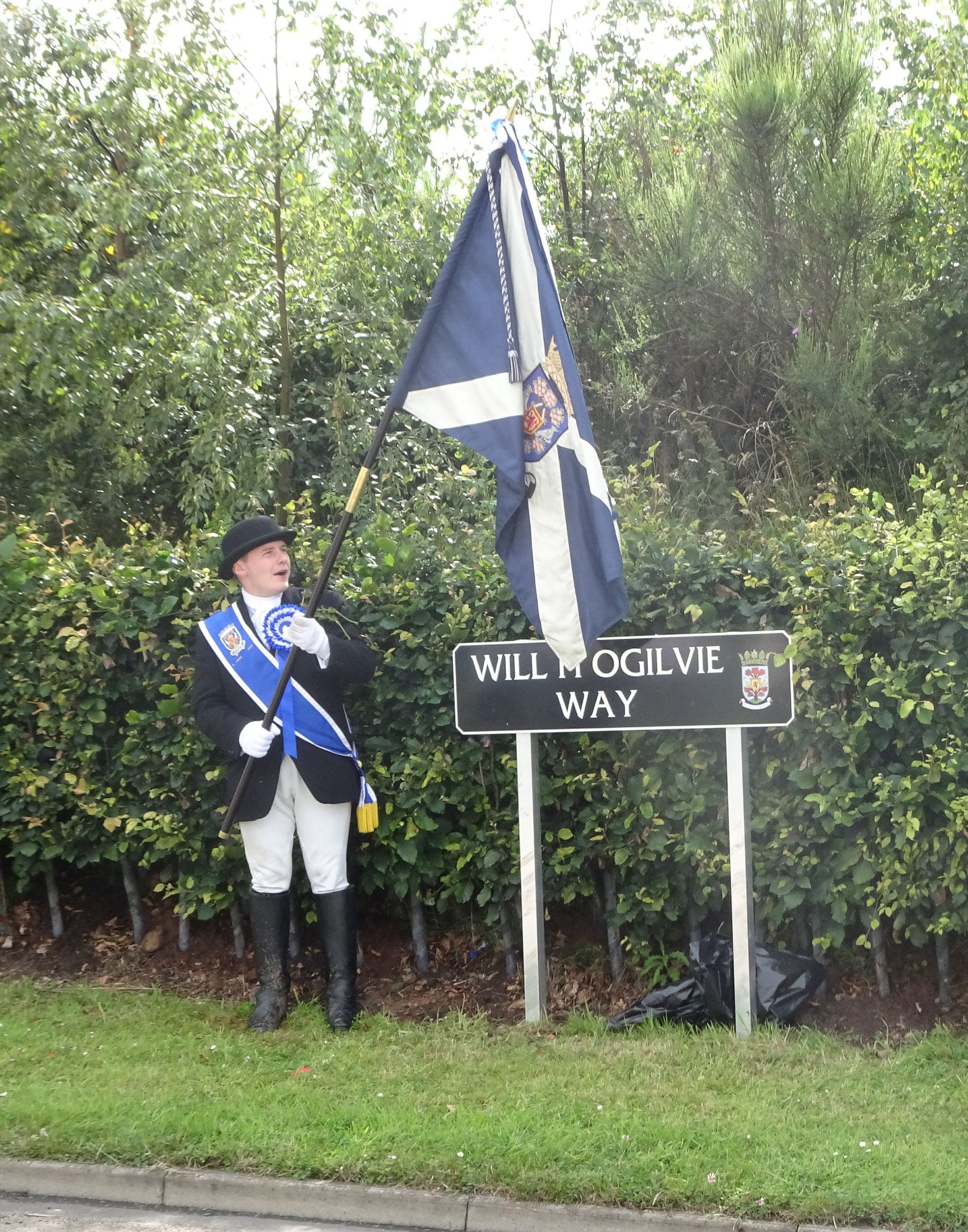 Will H Ogilvie: How a Borders boy became a leading bush poet - BBC News
