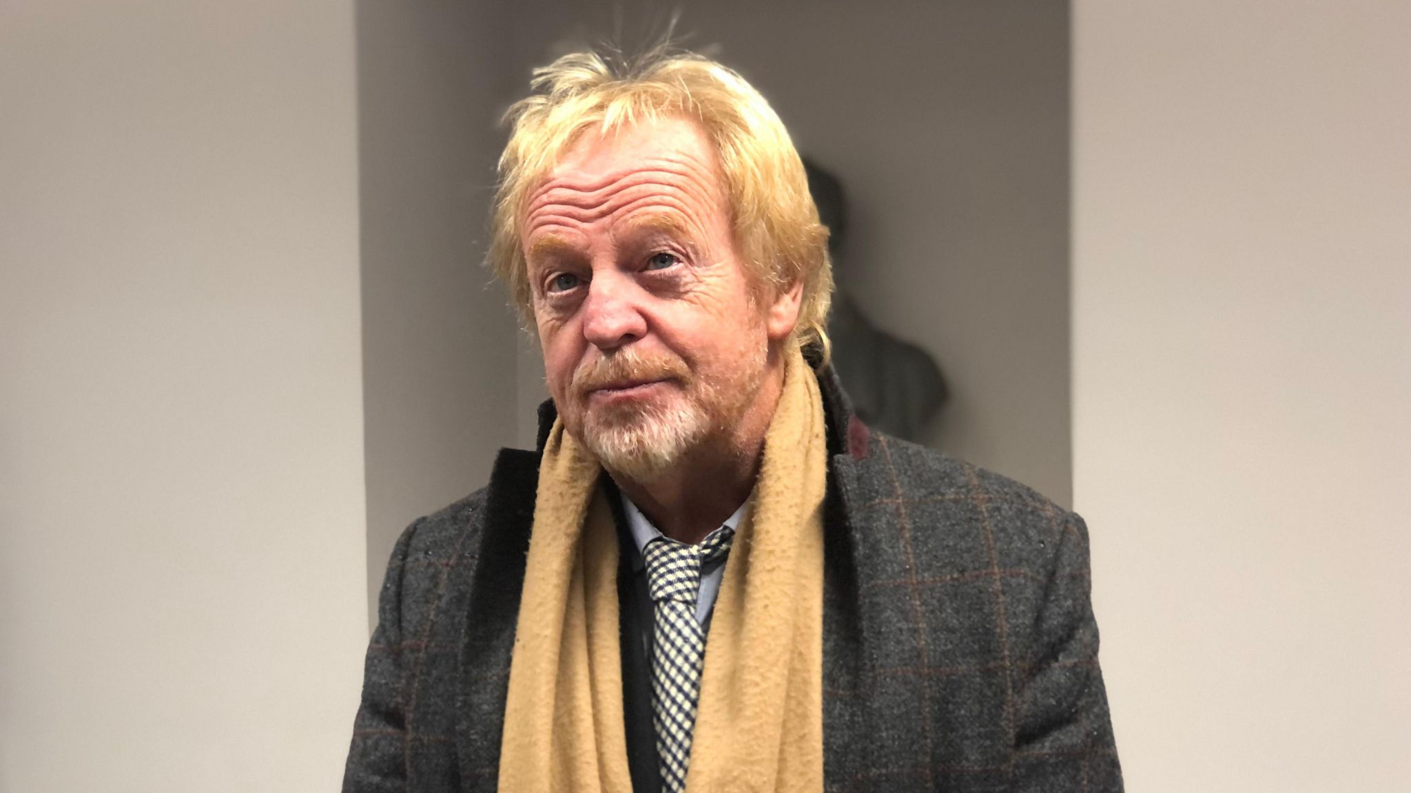 New P&R Committee elected in Guernsey - BBC News