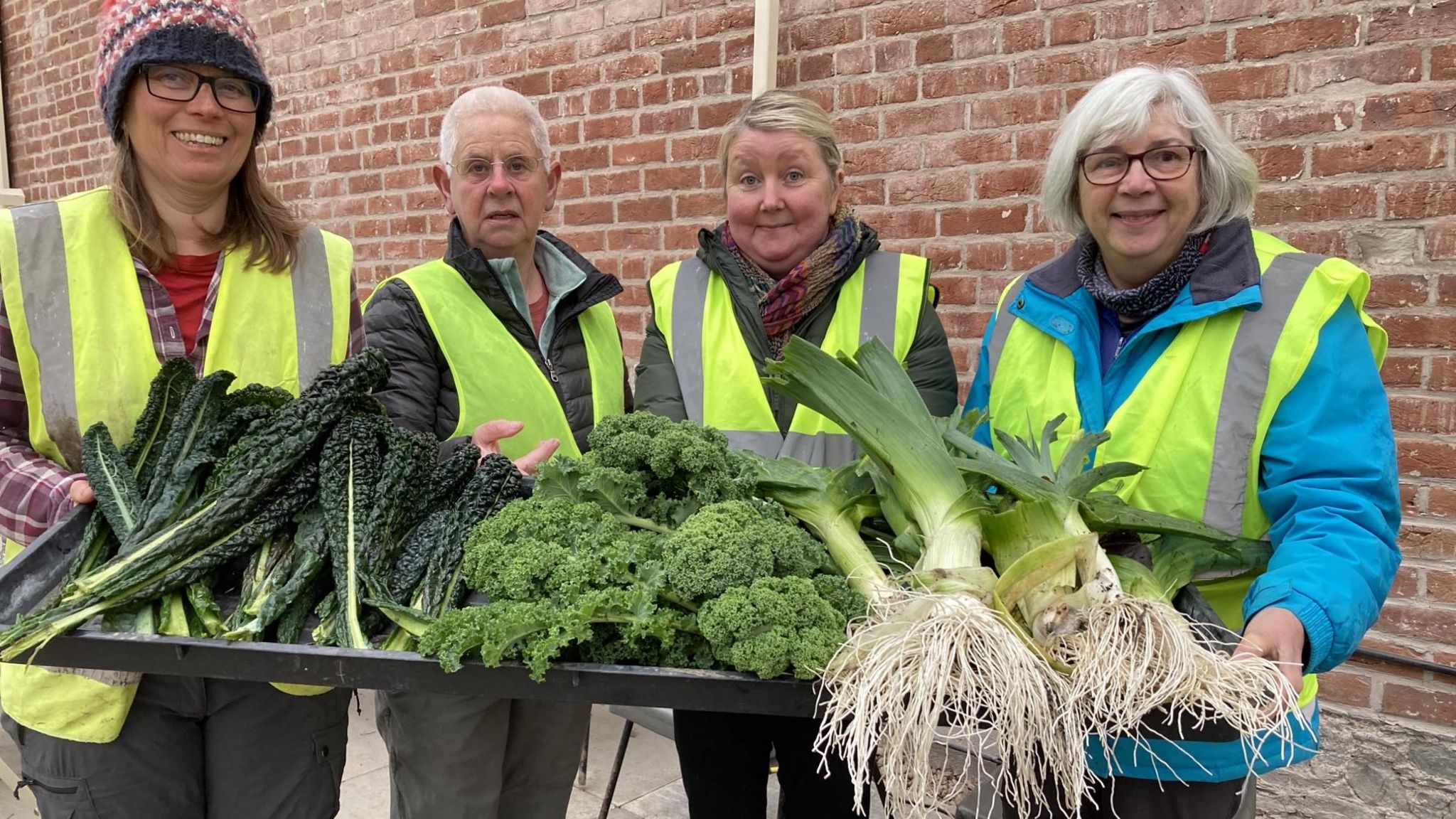 Hawick walled garden secures double award recognition - BBC News