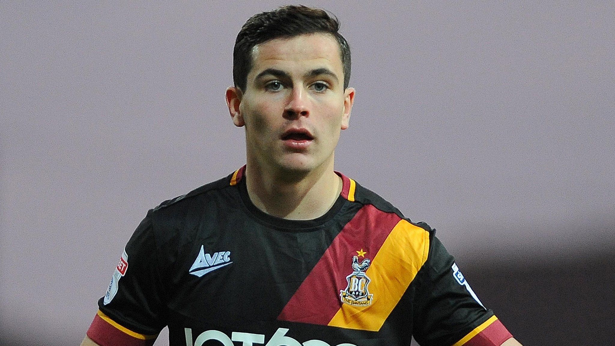 Josh Cullen: EFL Young Player award for Bradford's on-loan West Ham ...