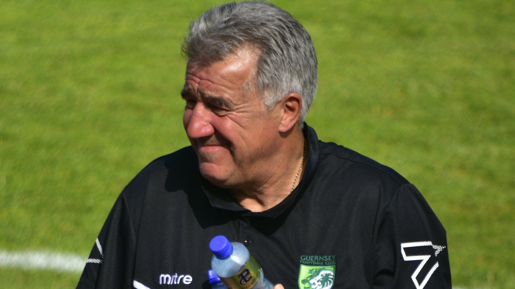 Sam Cochrane: First Guernsey FC player retires from island side - BBC Sport