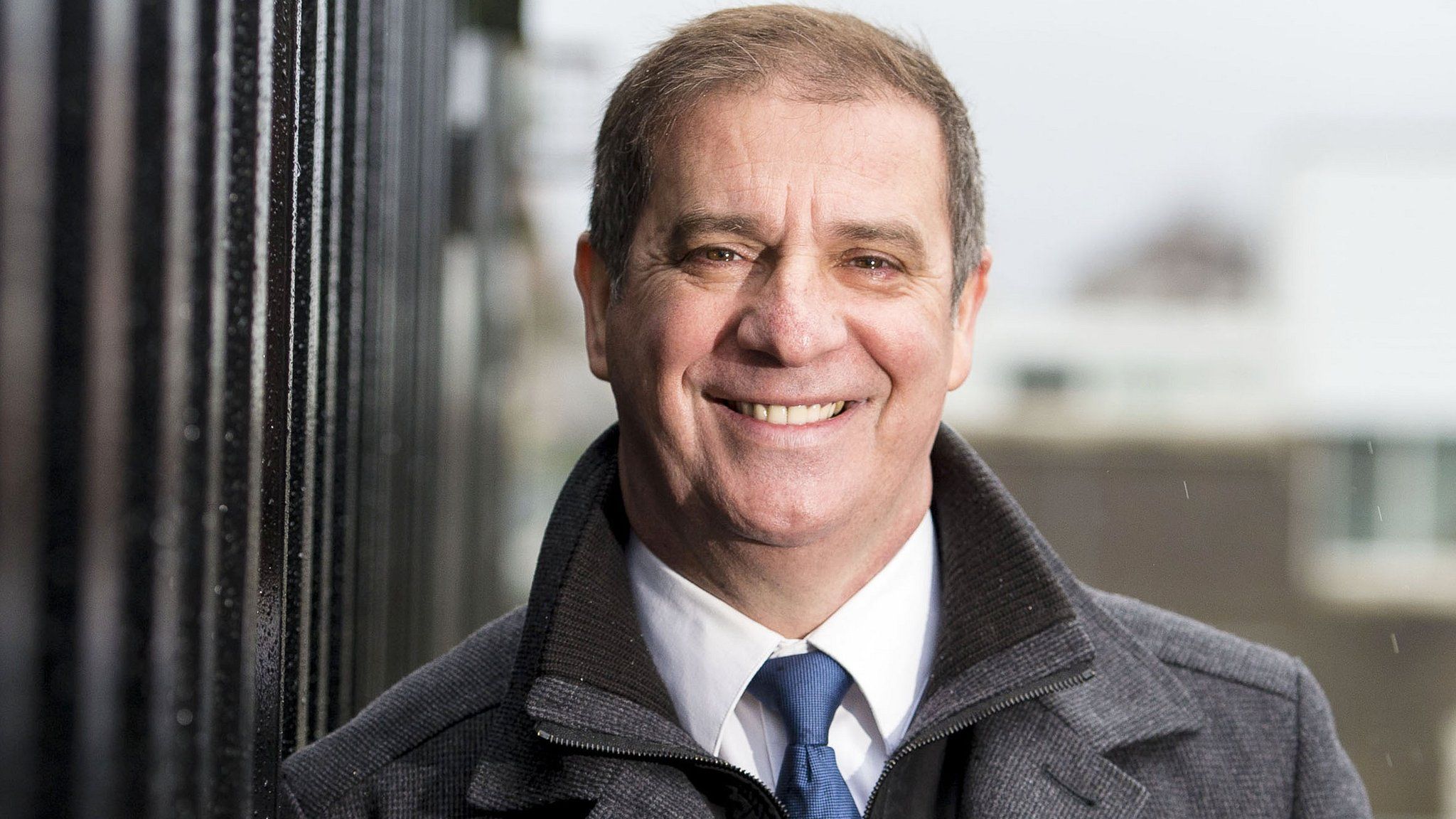 Billy King: Rangers sign Hearts winger on loan until summer - BBC Sport