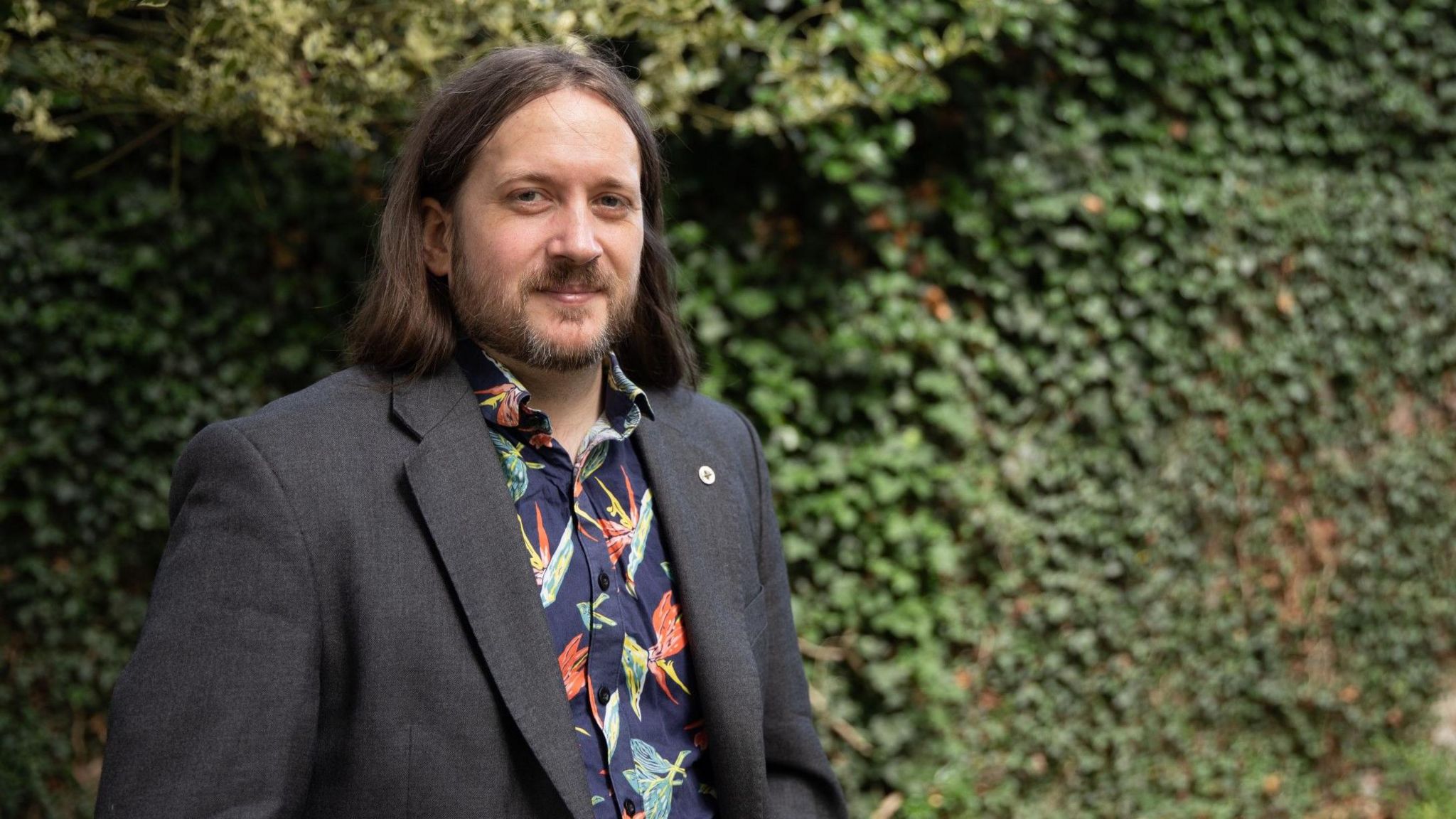 Would having an AI boss be better than your current human one? - BBC News